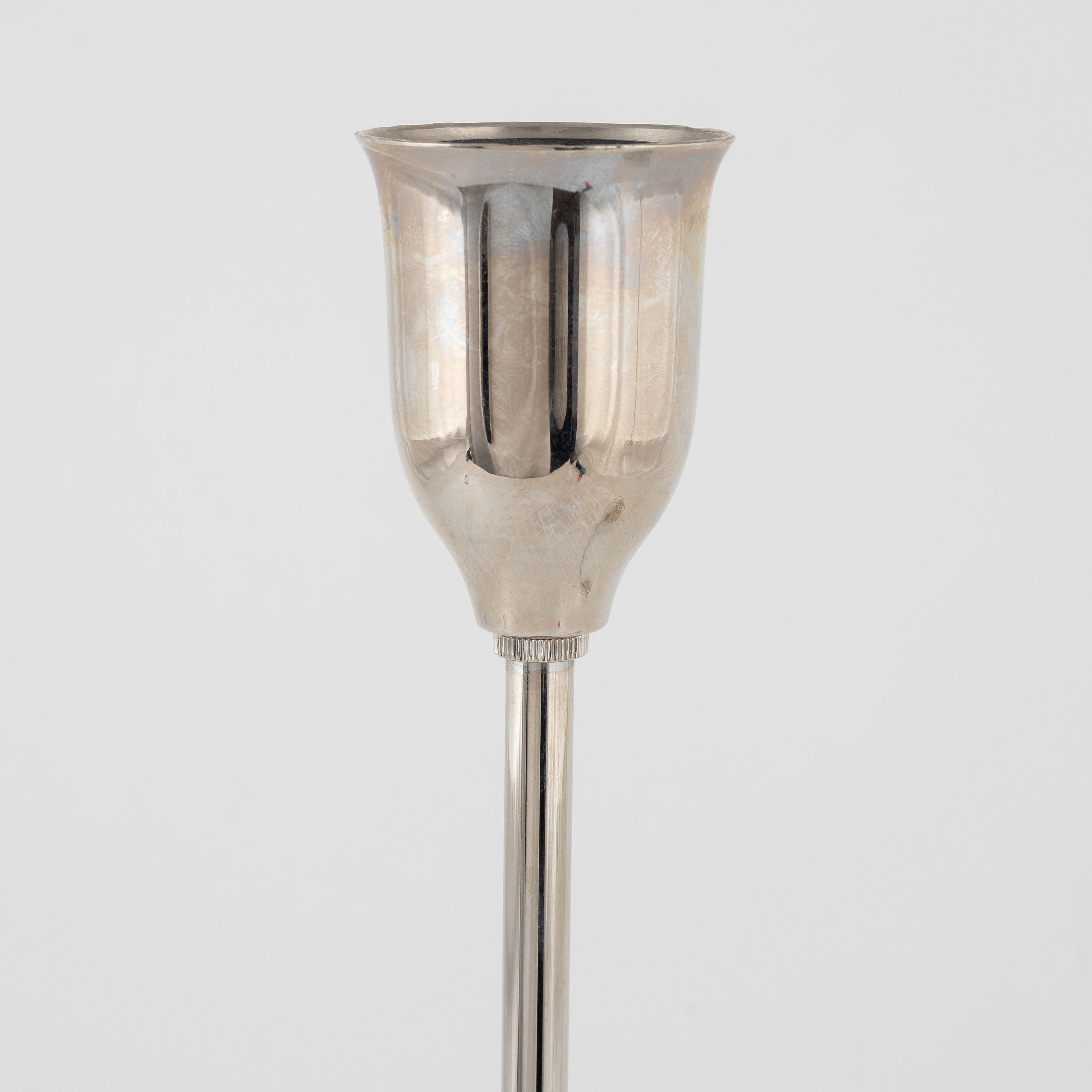 Josef Frank, table lamp, model 2552, Firma Svenskt Tenn, - Bukowskis