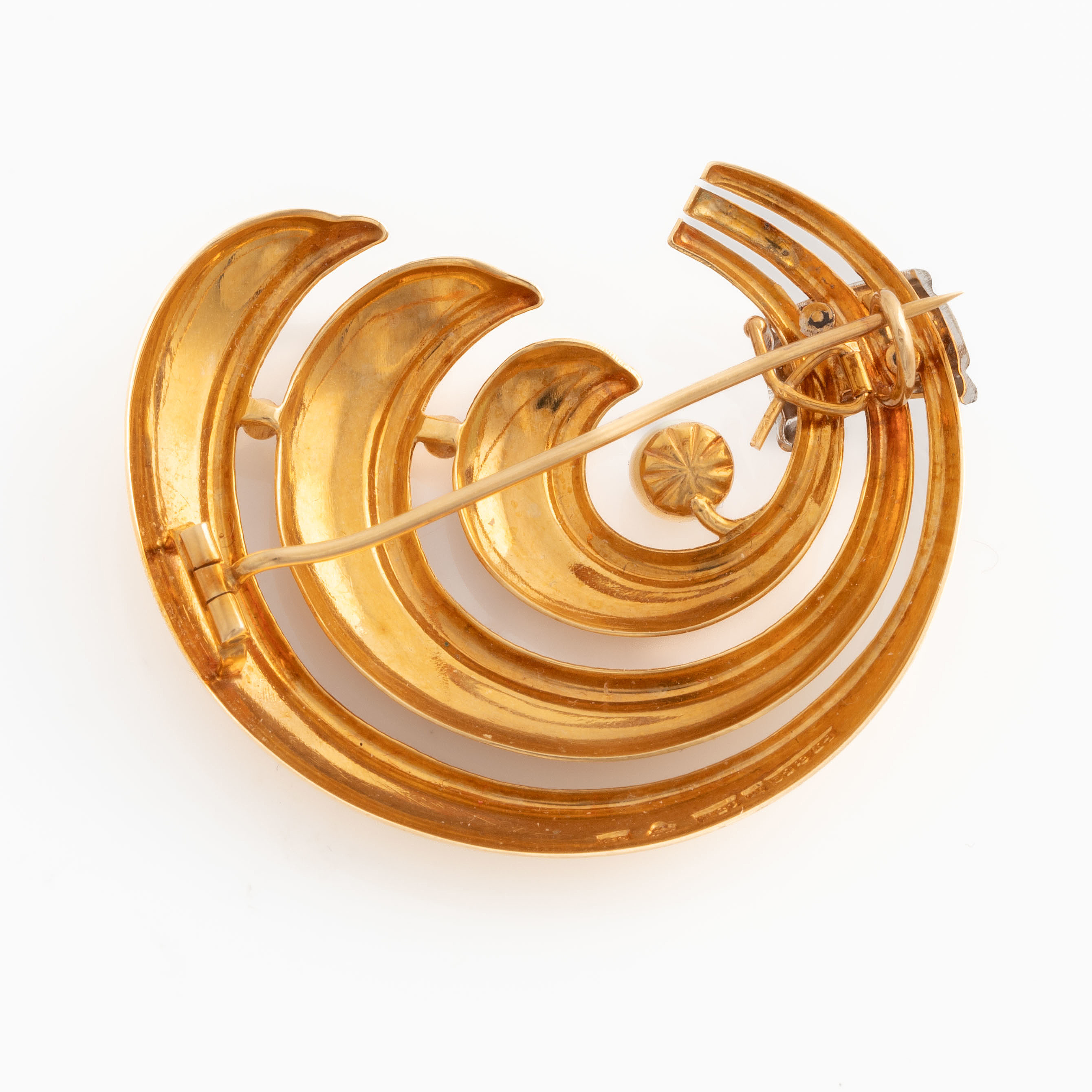 Gustaf Dahlgren & Co, brosch, 18K guld med pärla, 1950. - Bukowskis