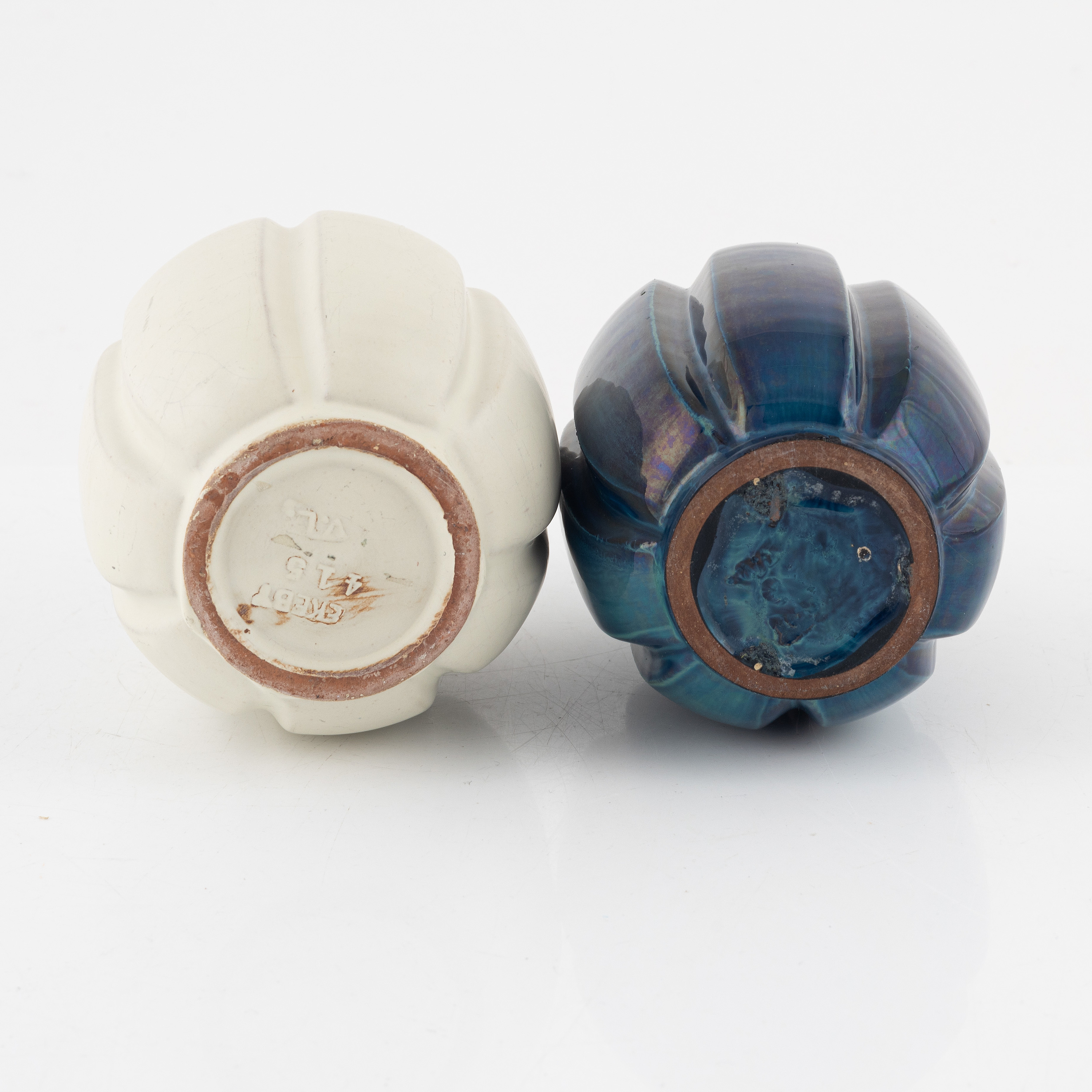 Vicke Lindstrand, vaser, 2 st, Upsala-Ekeby, 1940-tal. - Bukowskis