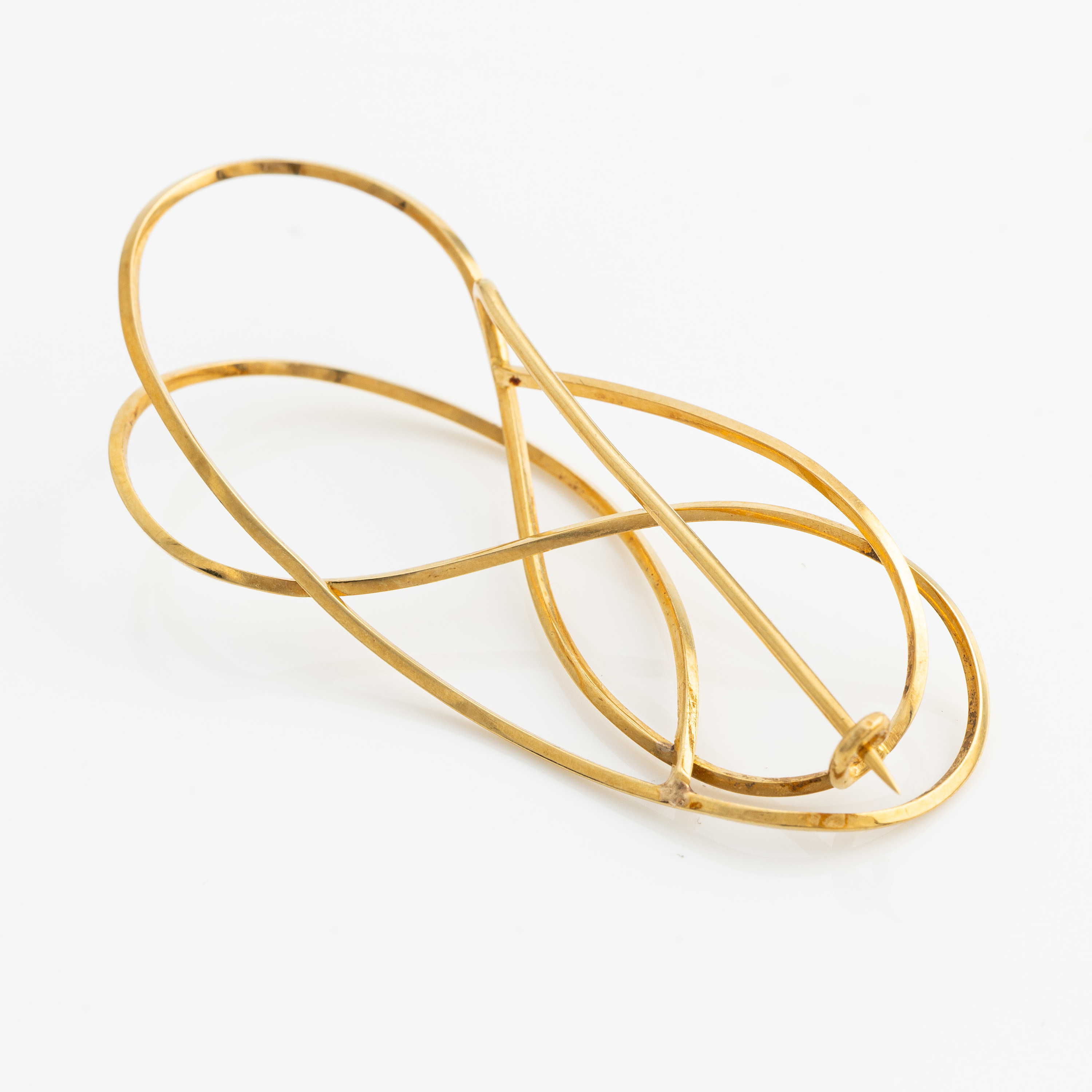 Brooch 18K gold. - Bukowskis