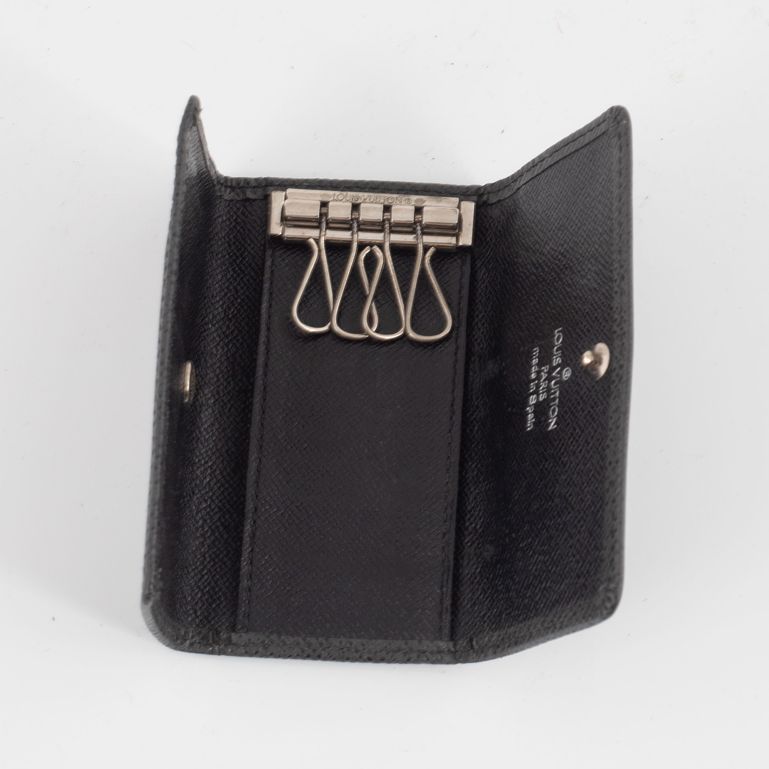 Louis Vuitton, 2 st nyckehållare samt nyckelring. - Bukowskis