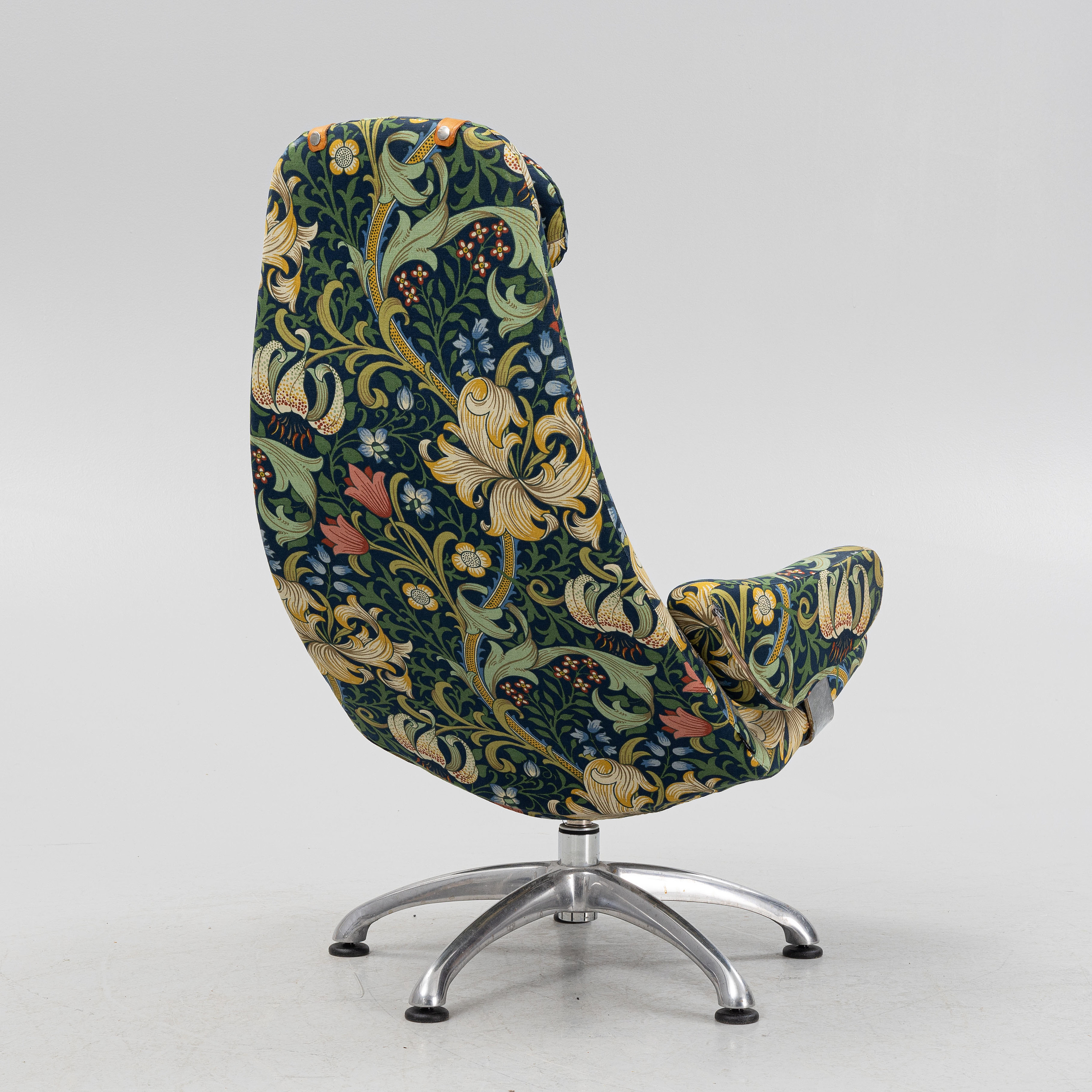 Alf Svensson swivel armchair "Contourett Roto", DUX, 1970s/80s. - Bukowskis