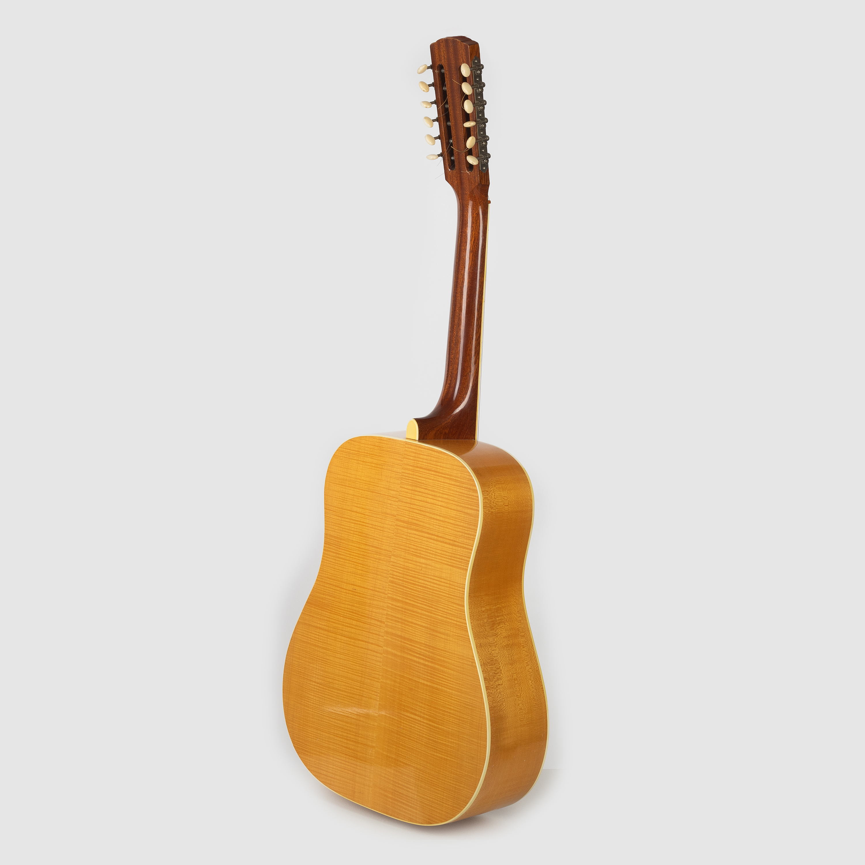 Levin, 12-string acoustic guitar, "LTS 5", Sweden 1966. - Bukowskis