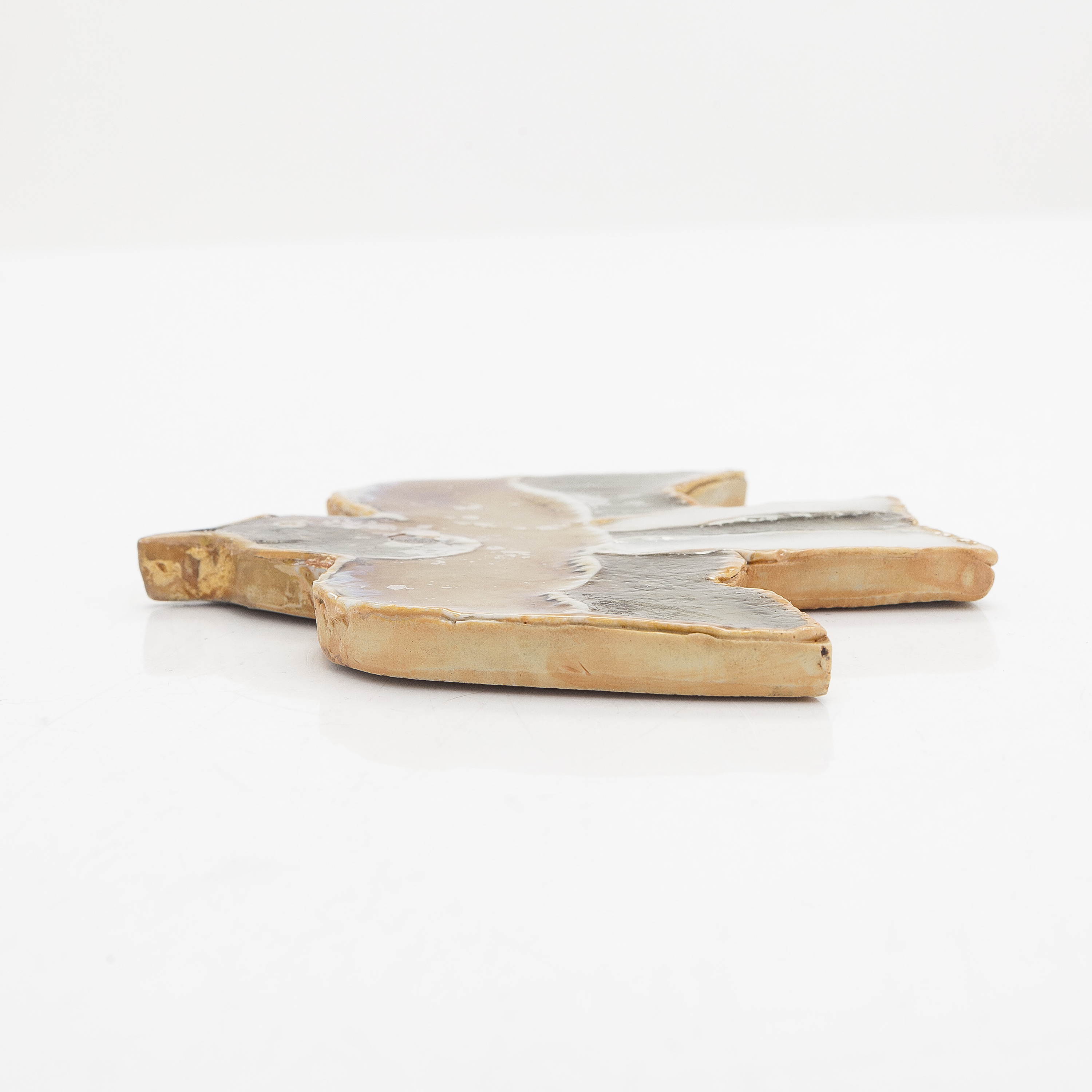 Michael Schilkin, a ceramic relief, signed Schilkin, ARABIA 43. - Bukowskis