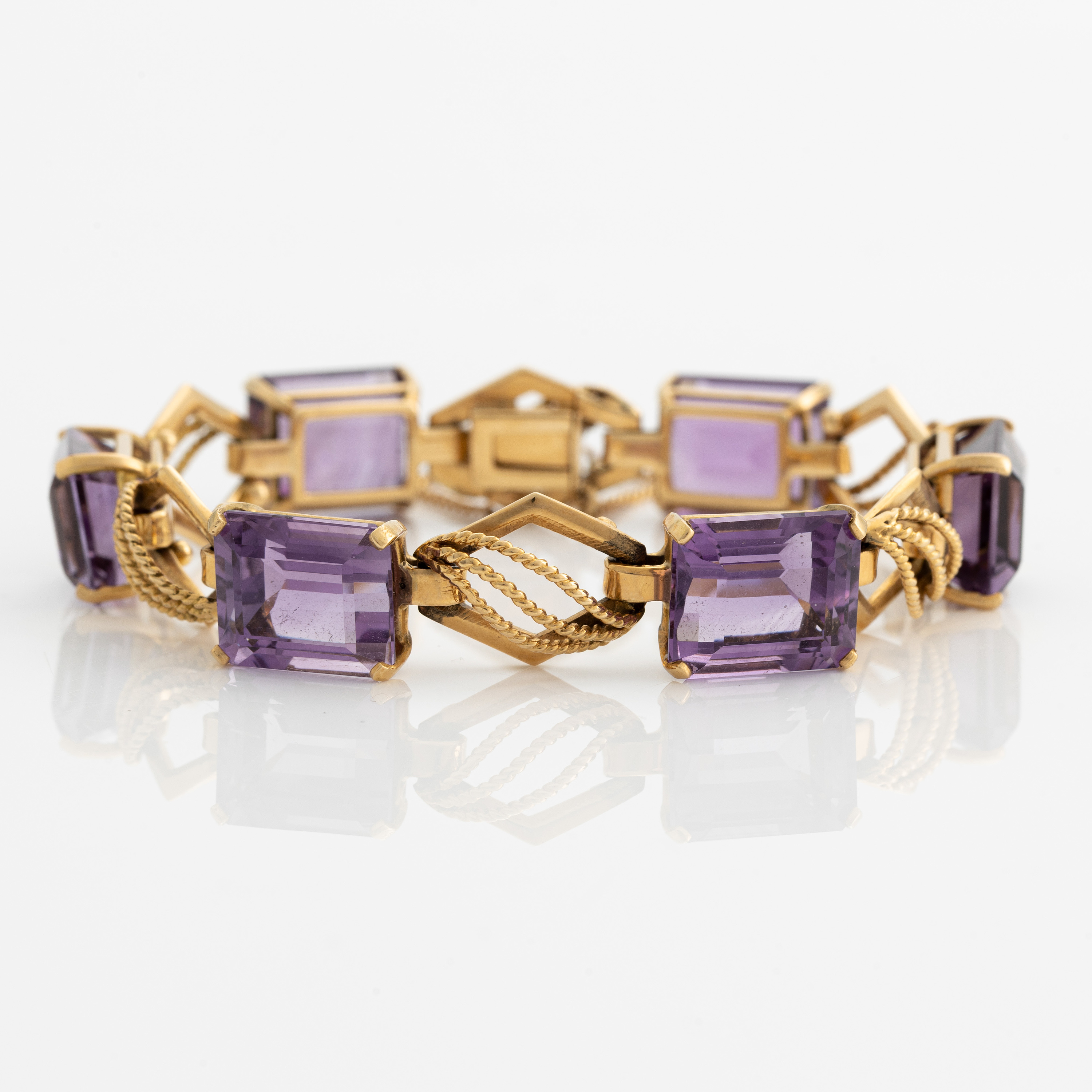 Bracelet, 18K gold with amethysts. - Bukowskis