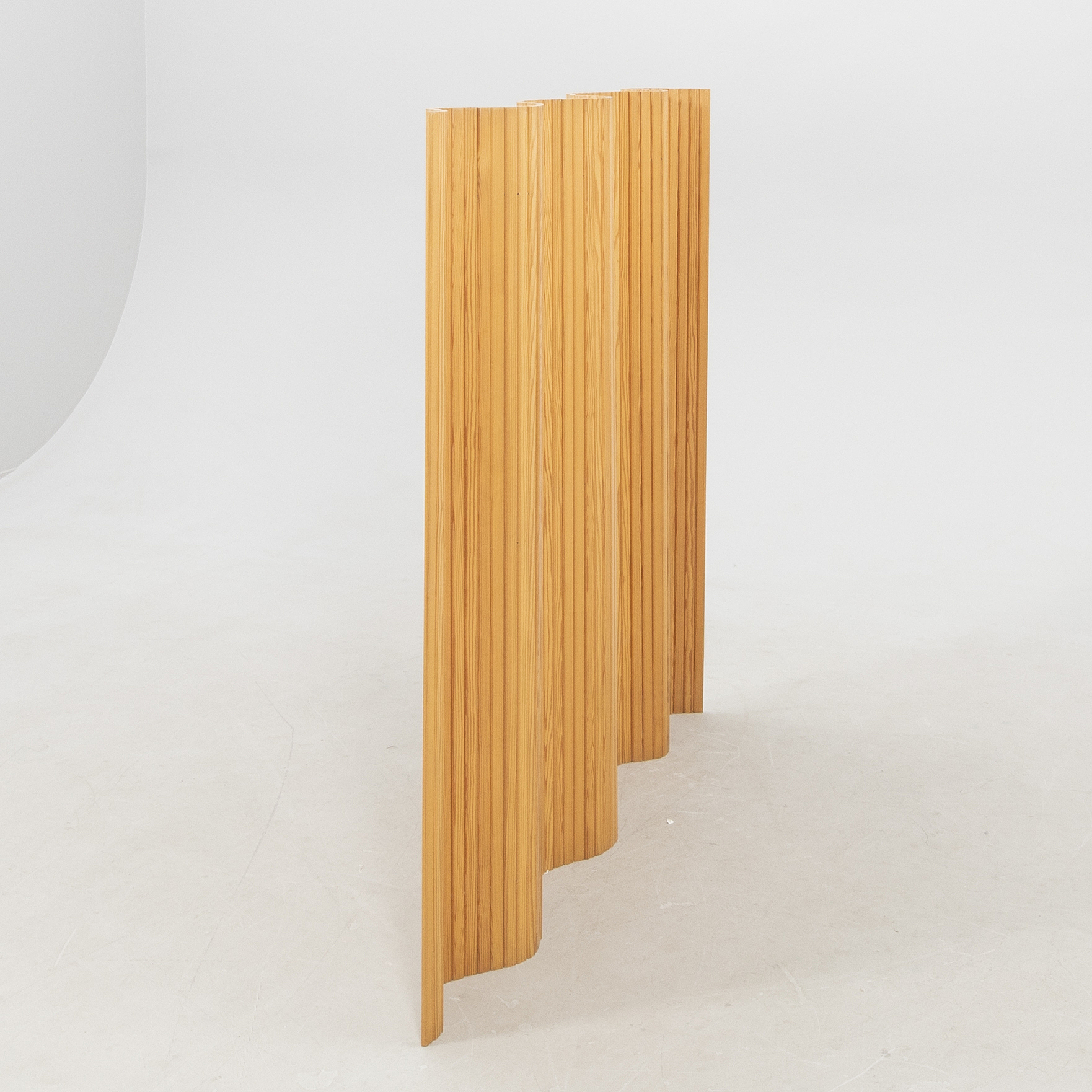 Alvar Aalto, folding screen, model 100 for Artek, late 20th century ...