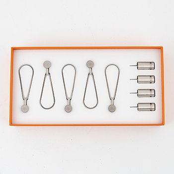 Hermès, scarf hanger, 'Set de Fixation Murale pour Carré', 2022 ...