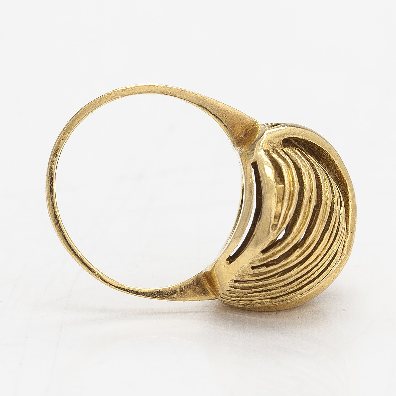 Ring, 14K guld, Helsingfors 1967. - Bukowskis