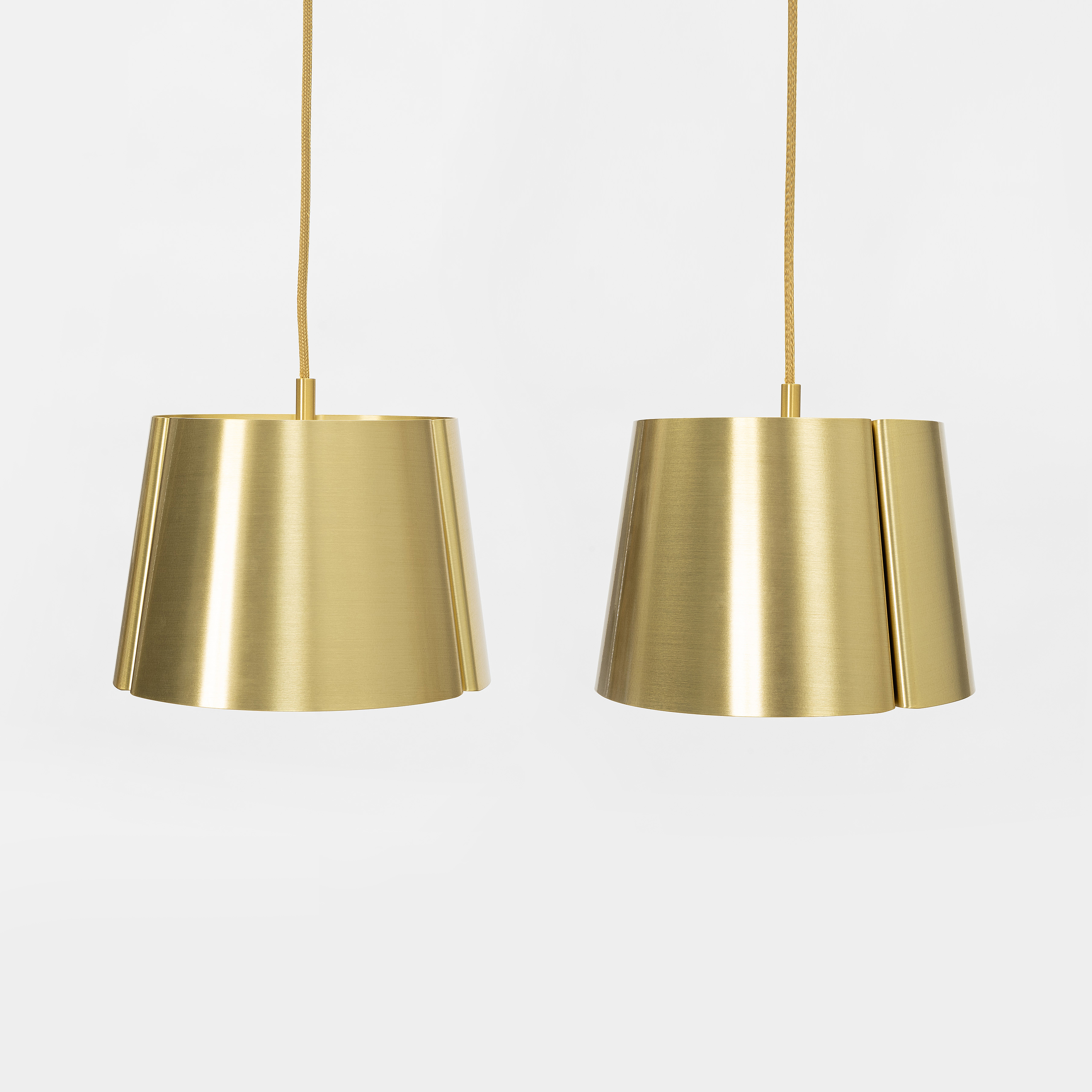Jonas Lindvall, a pair of 'W124S1' ceiling lamps, Wästberg. - Bukowskis
