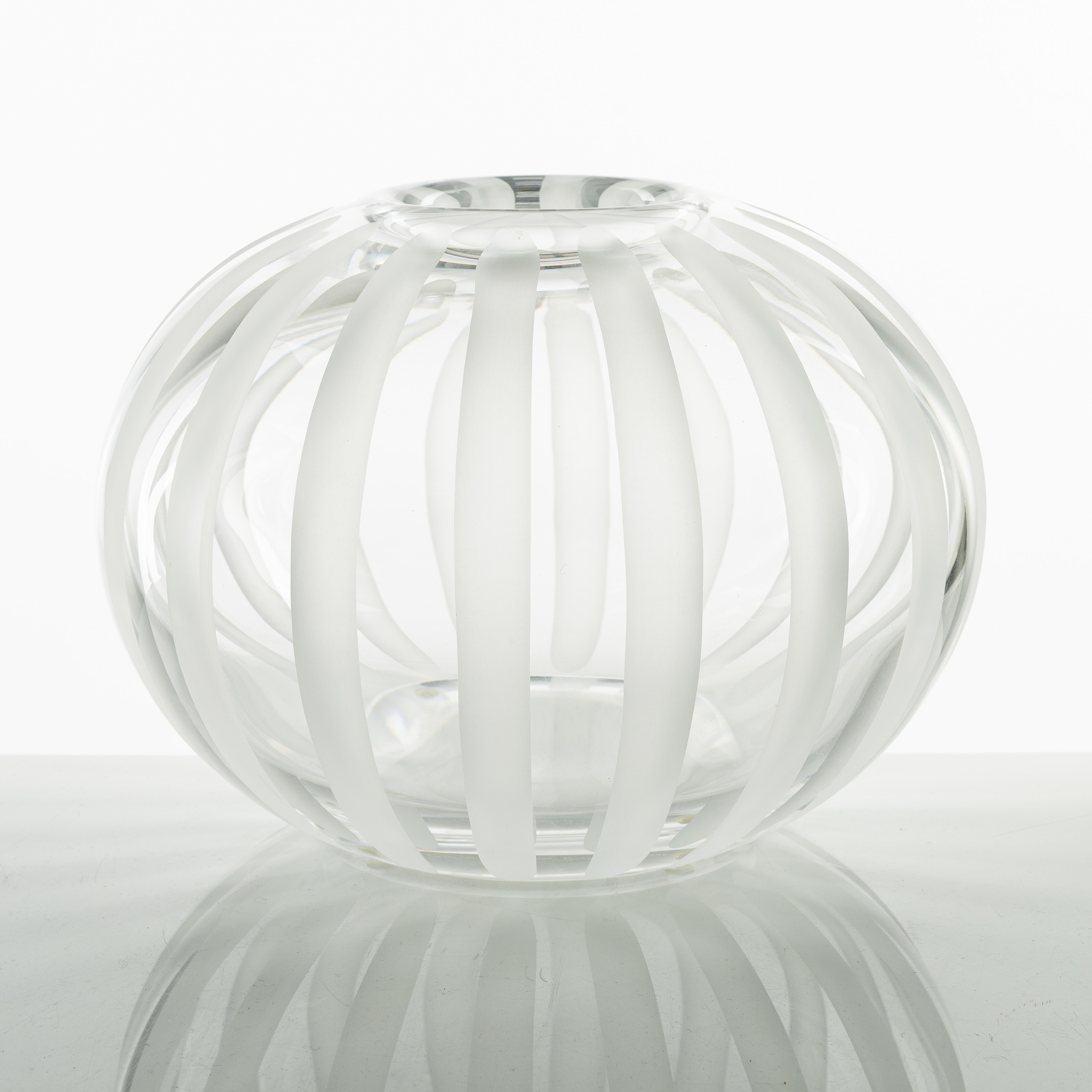 Anne Nilsson, vas, glas, "Expo", Orrefors. - Bukowskis