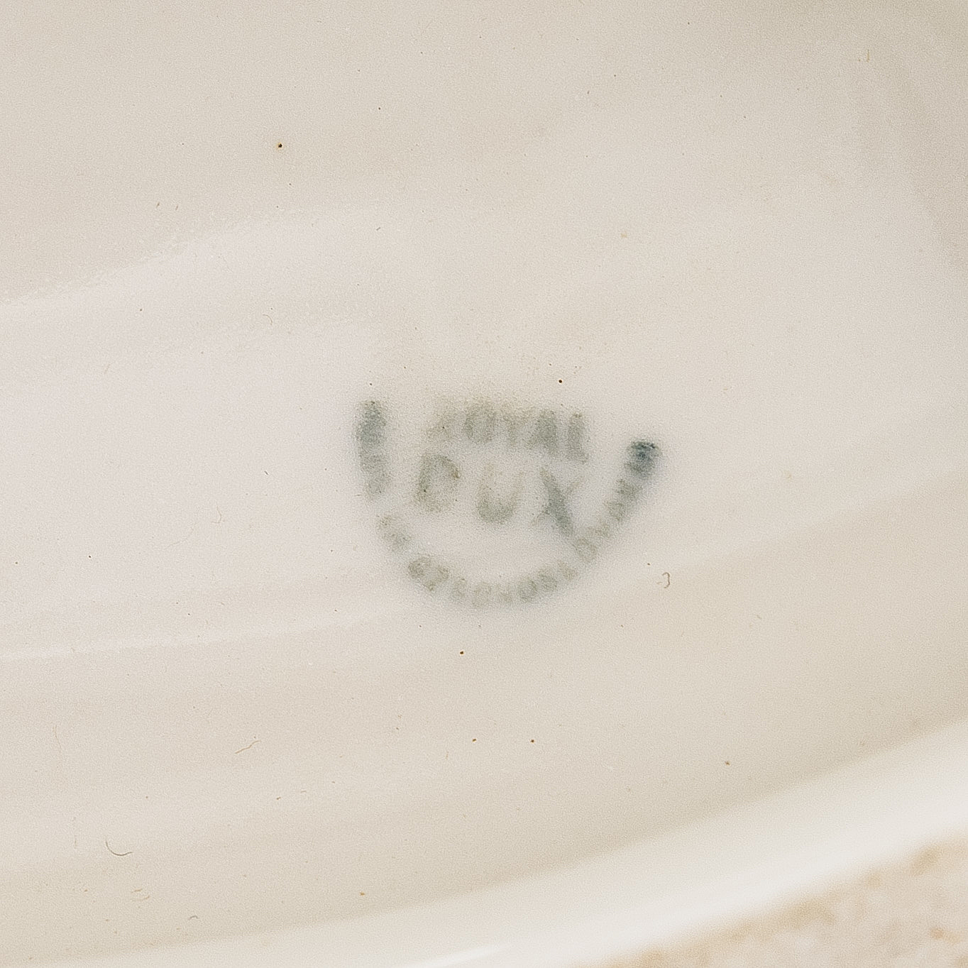 Figurin, porslin, Royal Dux. Tjeckoslovakien. - Bukowskis