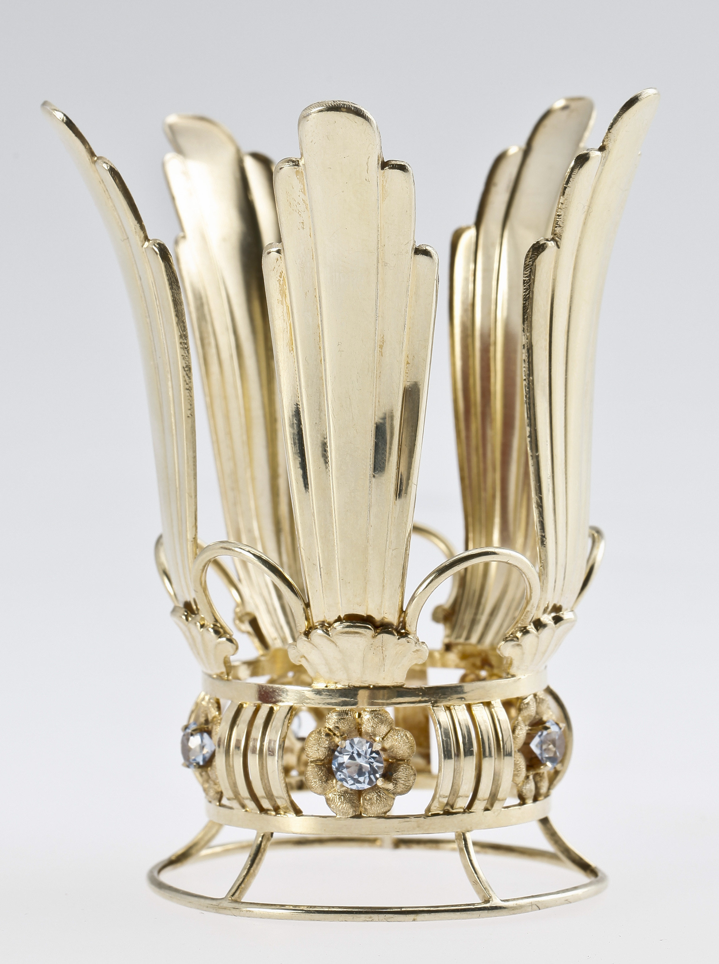 A silver gilt bridal coronet. - Bukowskis