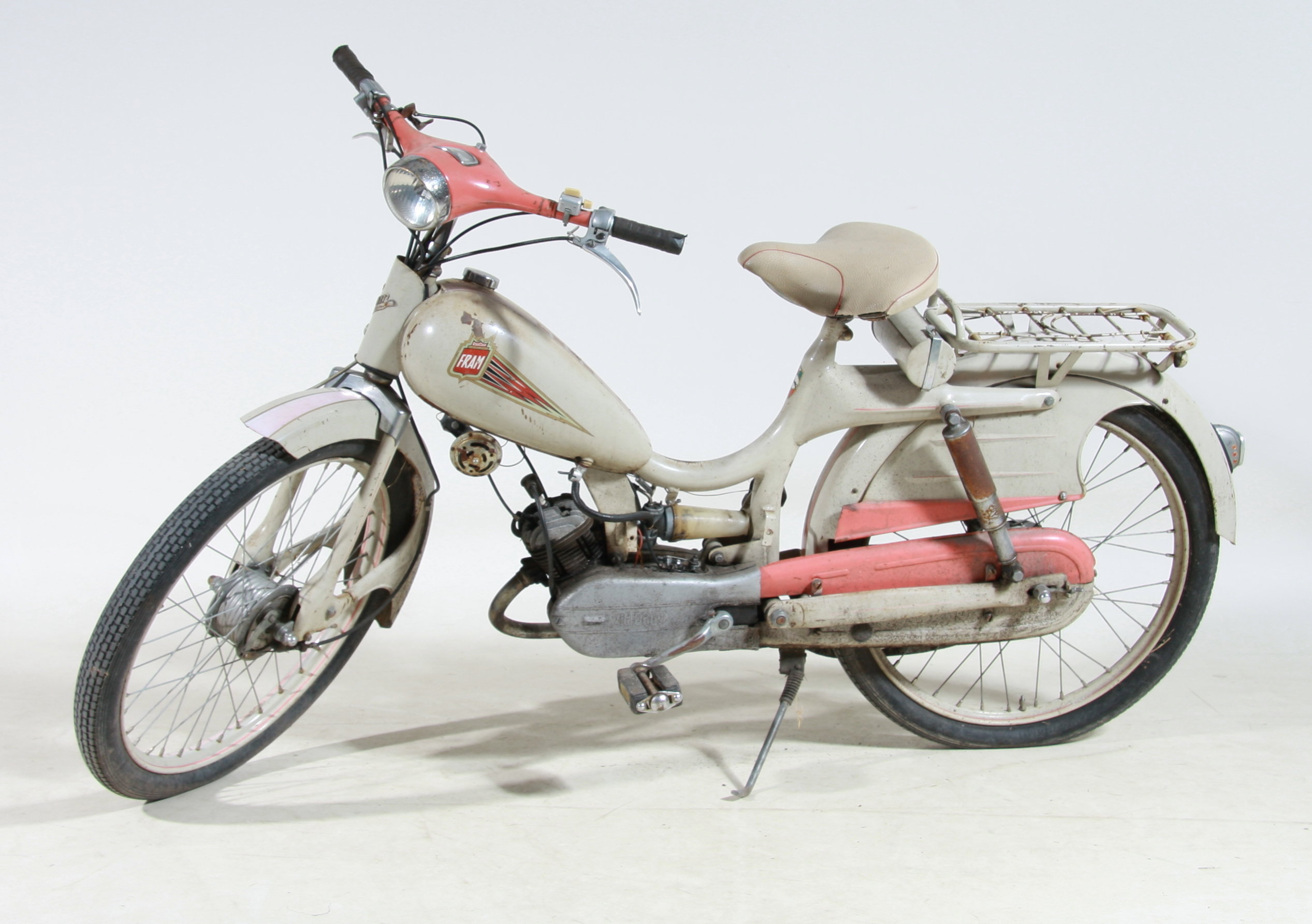 MOPED, "Fram", motor Victoria, 1950-60-tal. - Bukowskis