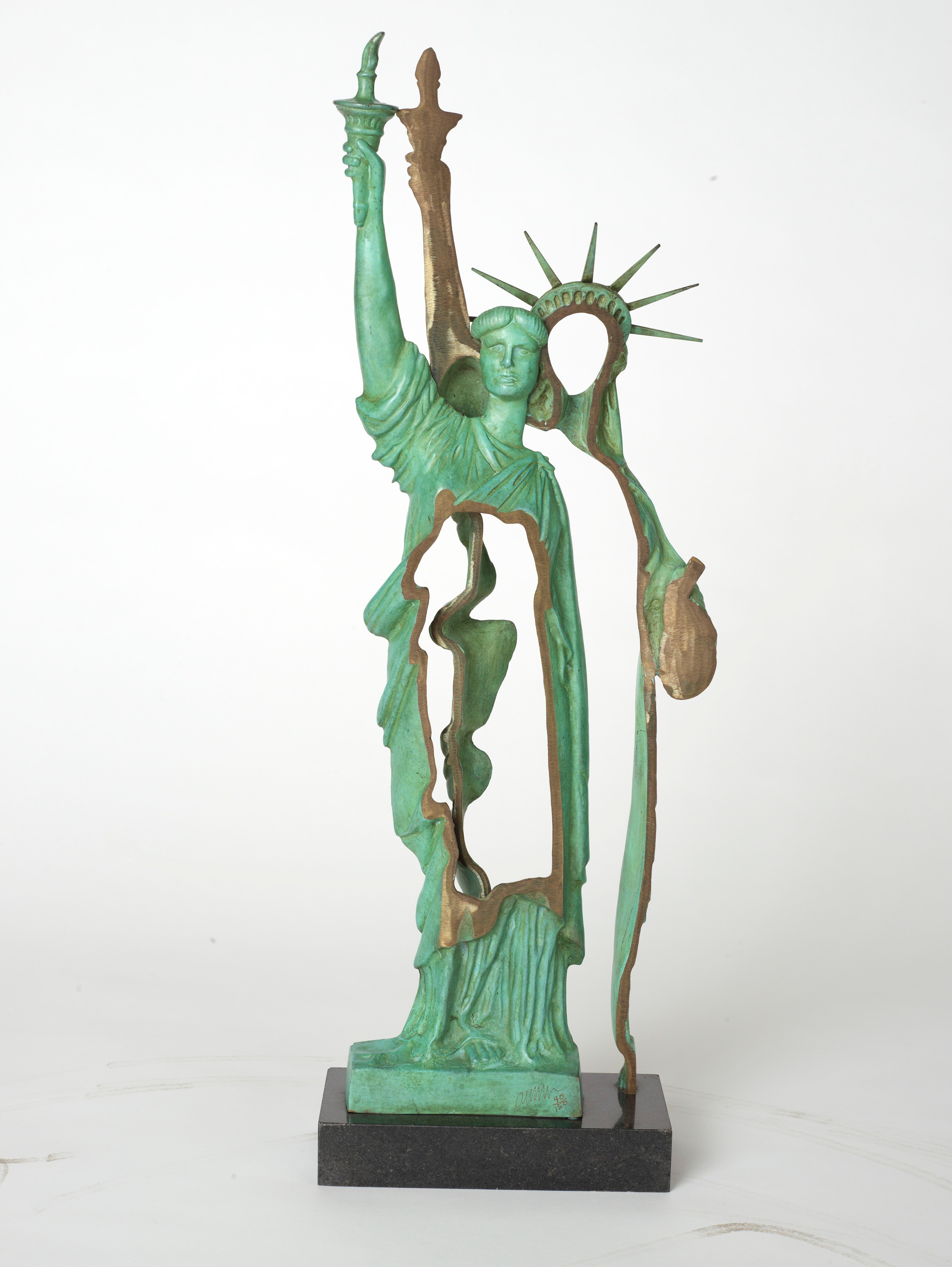 Arman (Armand Pierre Fernandez), "Statue of Liberty". - Bukowskis