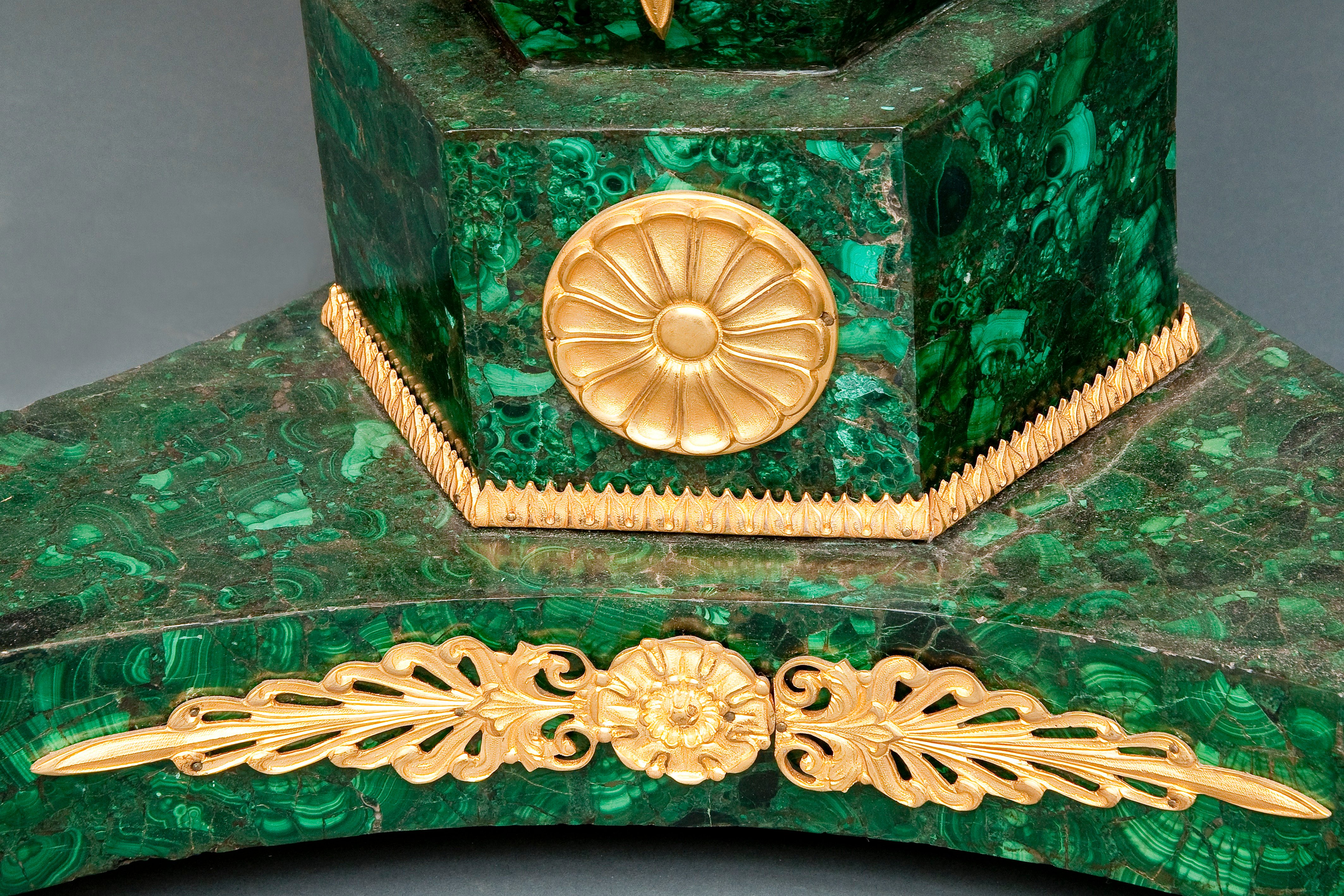 AN EMPIRE STYLE MALACHITE TABLE. - Bukowskis