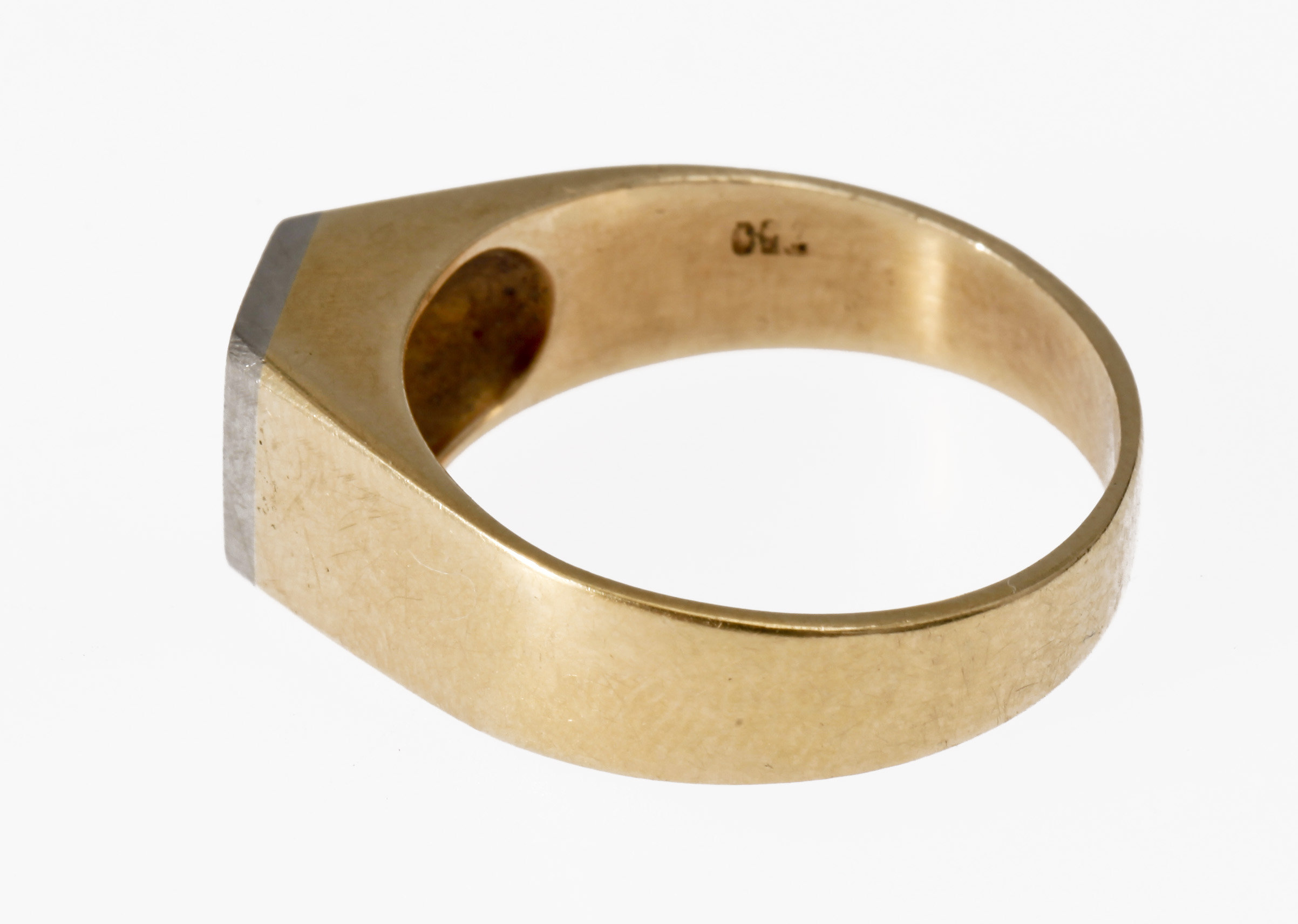 KLACKRING, 18 K guld och vitguld med briljantslipad diamant, ca 0.05 ct ...