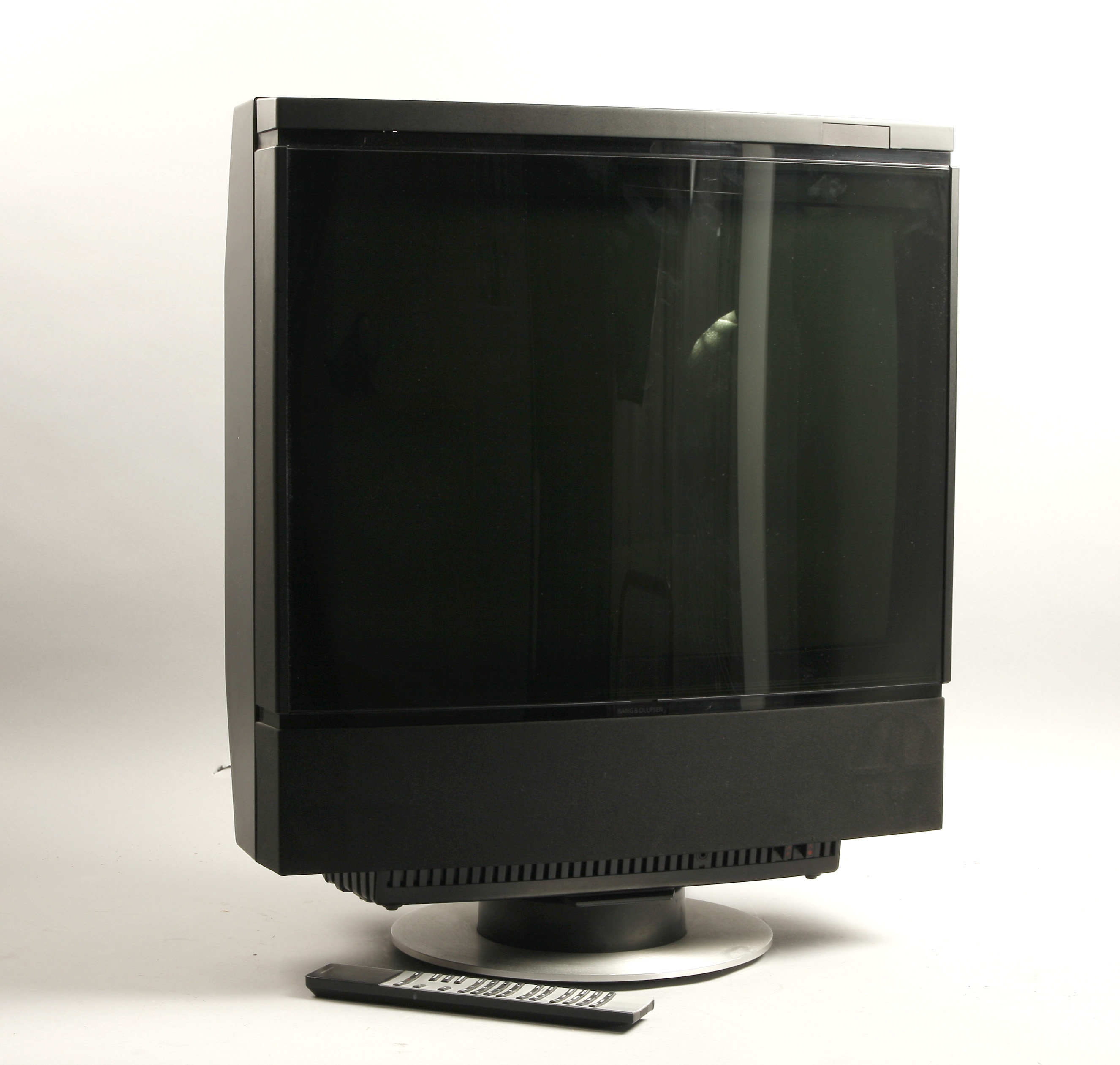 TV, Beovision 4000, Bang & Olufsen, 1992. - Bukowskis