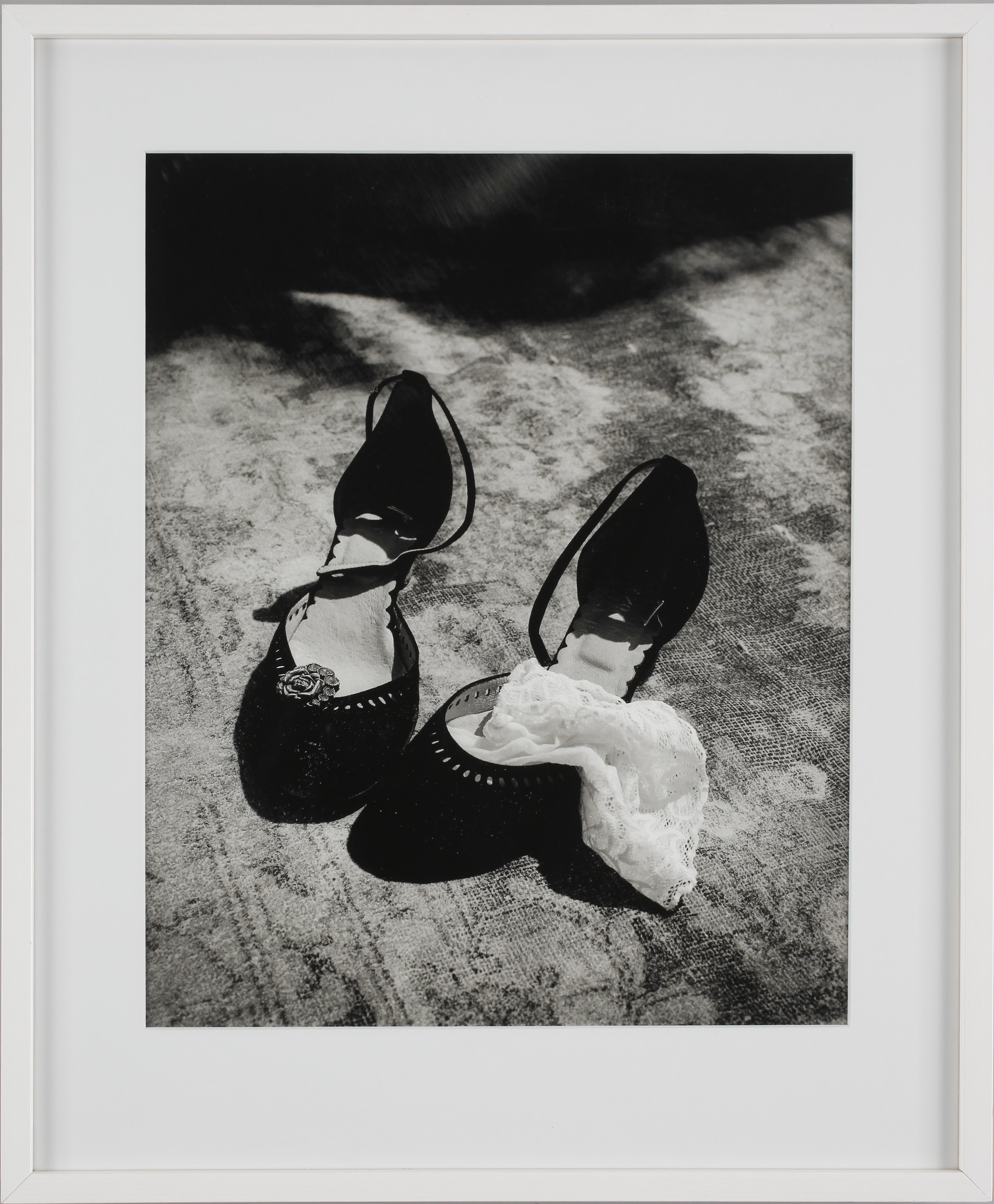 TOBIAS REGELL, fotografi. Pigment print, sign o dat -07. Nr 1/9 ...