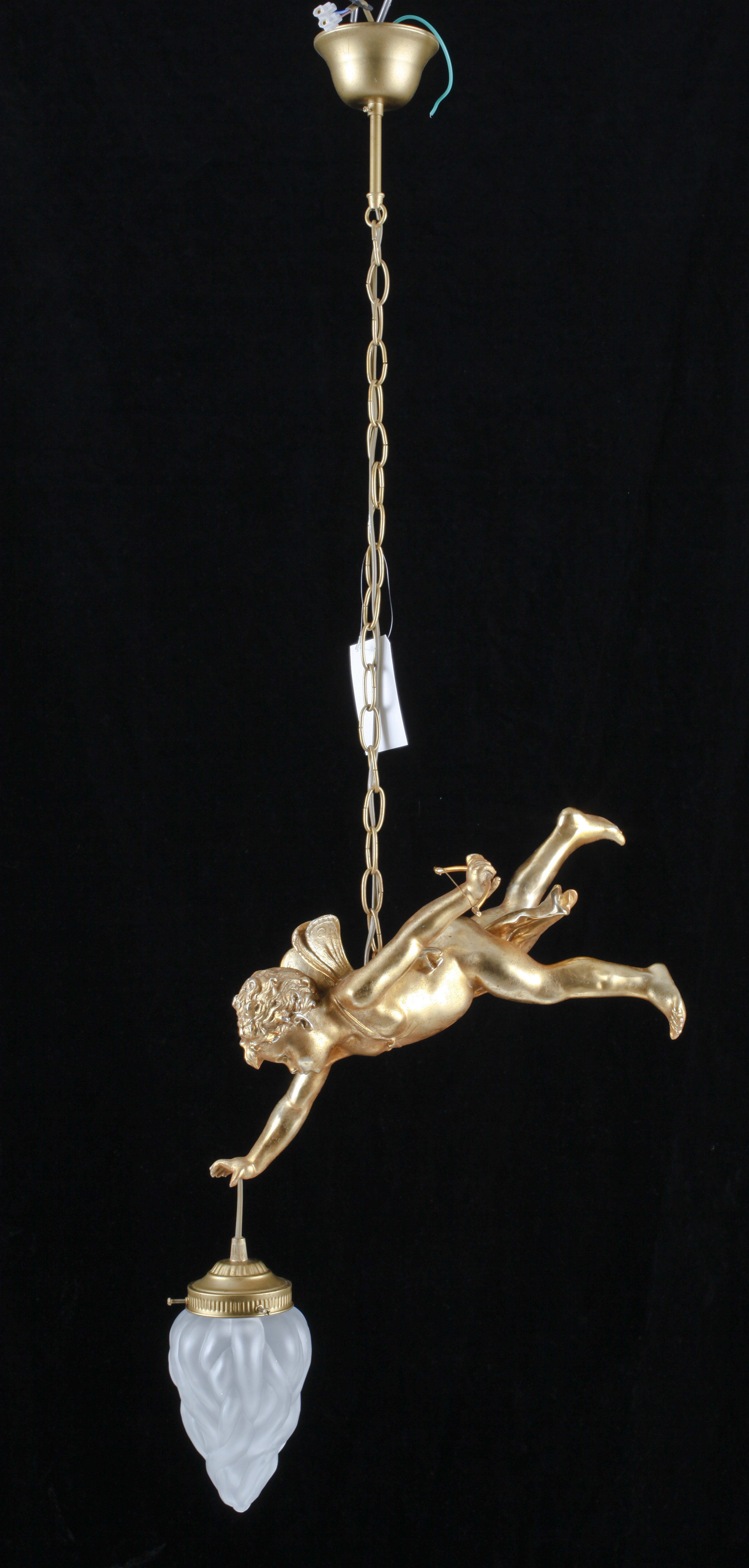 TAKLAMPA, 1900-tal. H ca 60. - Bukowskis