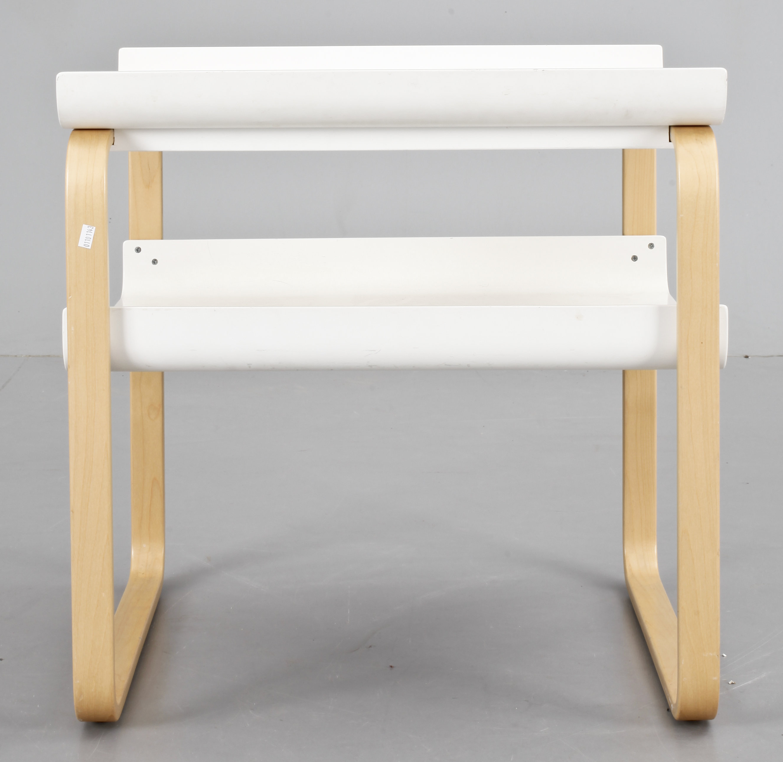 LAMPBORD, modell 915, Alvar Aalto, Artek. - Bukowskis