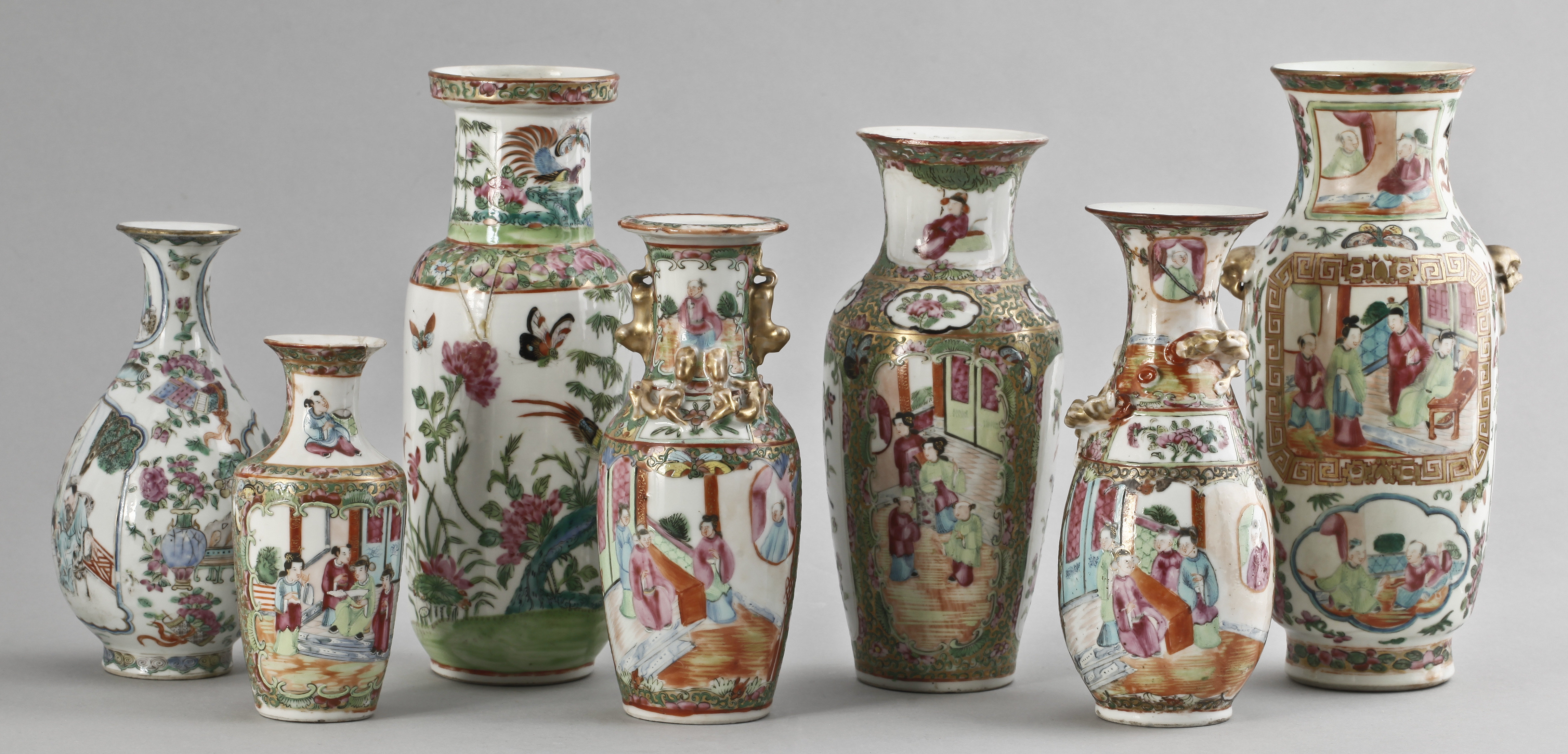 VASER, 7 st olika, porslin, Kanton, Kina 1800-tal. - Bukowskis