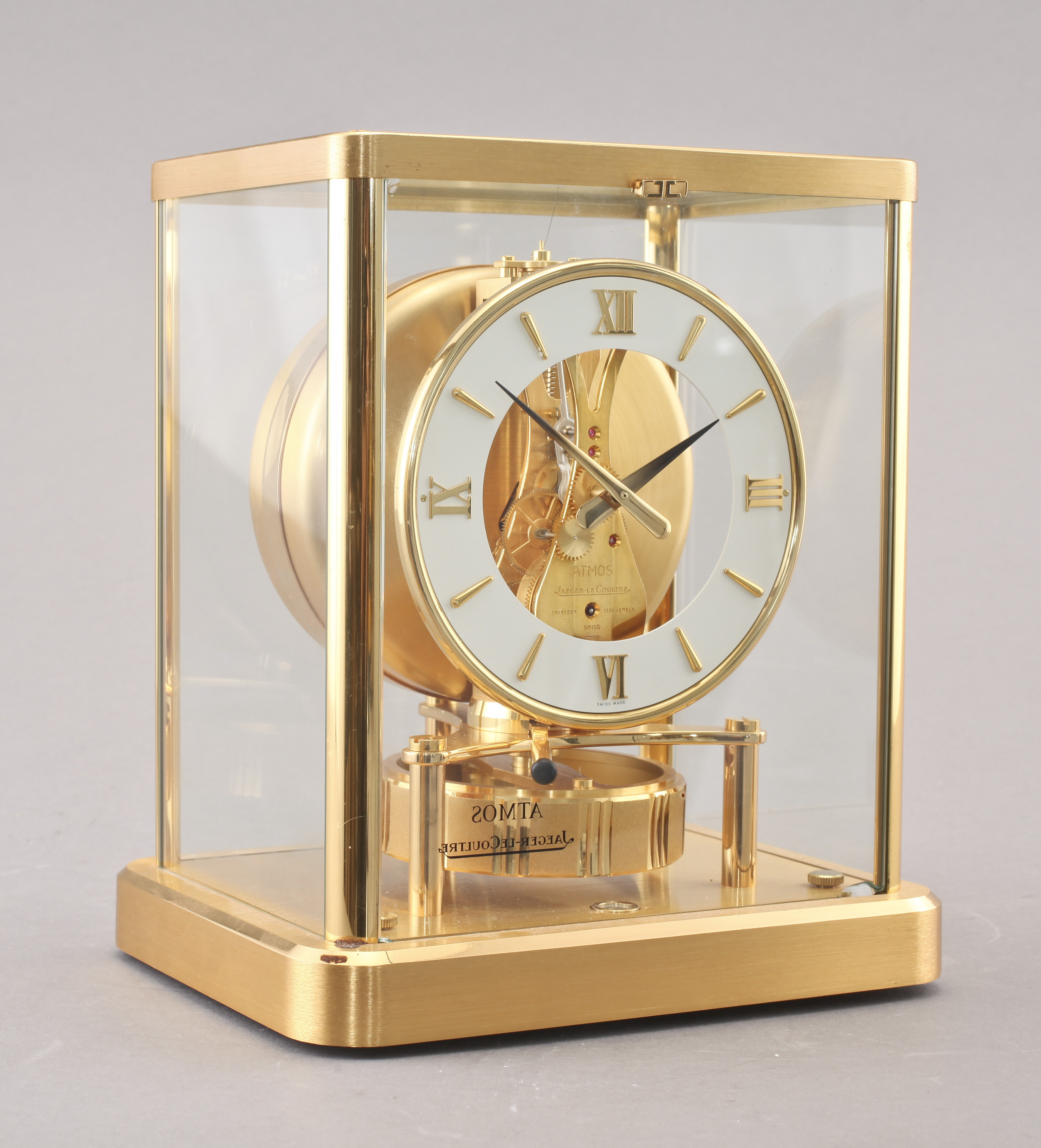 BORDSUR, "Atmos 540", Jaeger LeCoultre. - Bukowskis