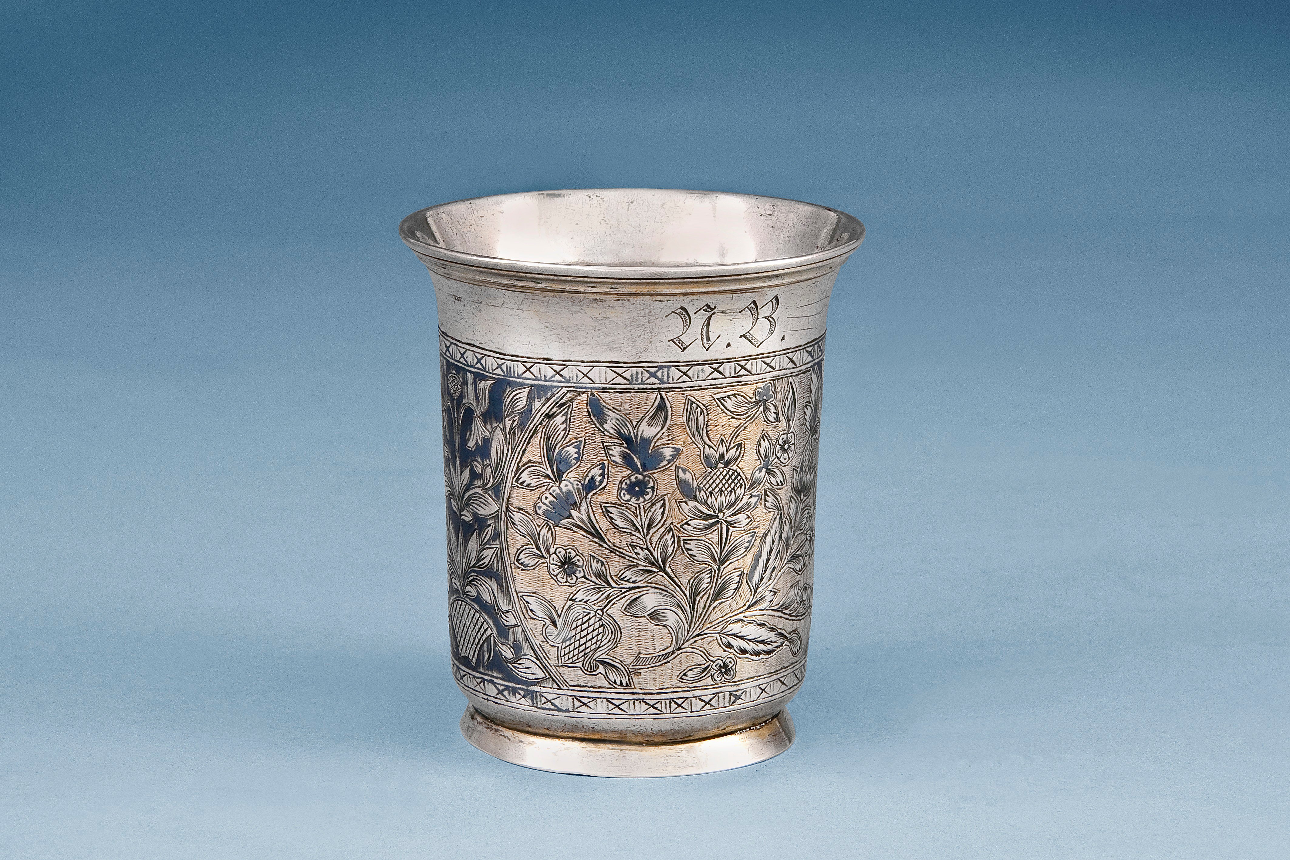 A SMALL BEAKER. - Bukowskis