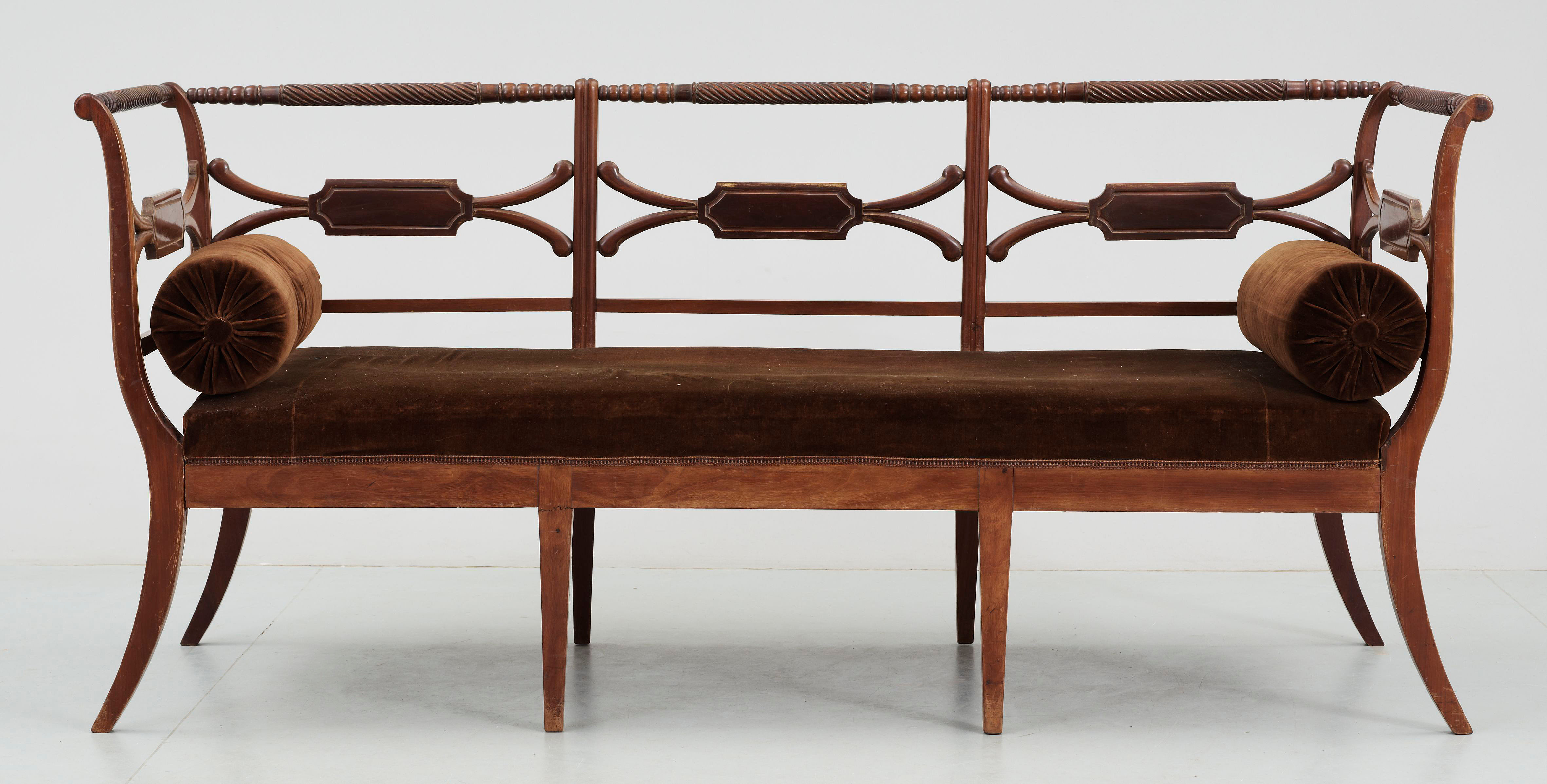 SOFFA, Karl Johan, 1800-talets mitt. - Bukowskis