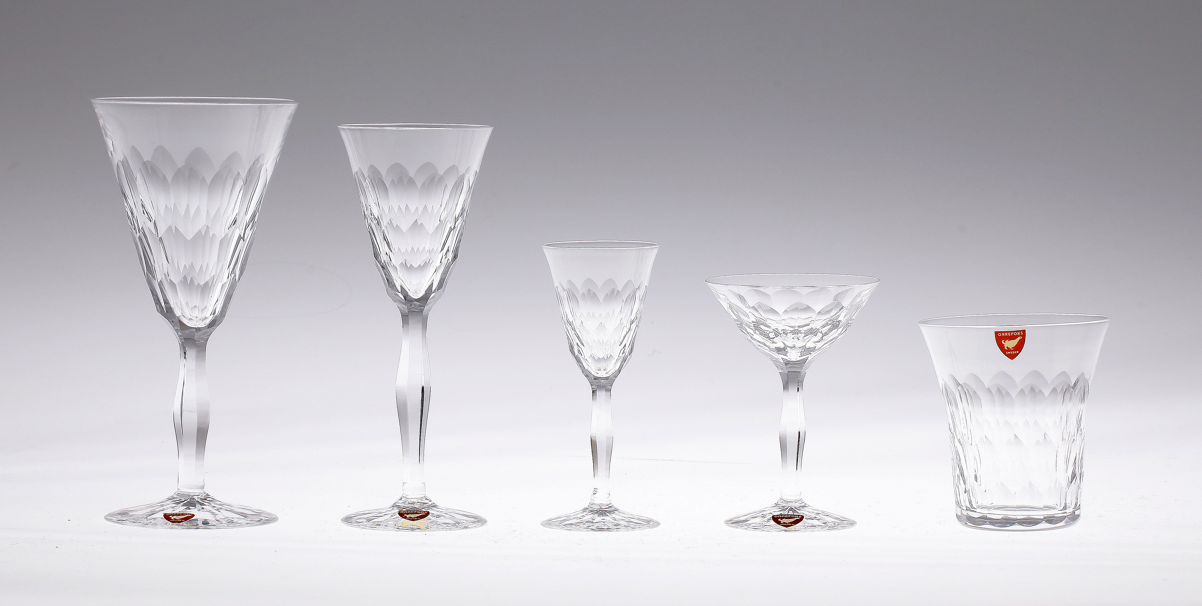 GLASSERVIS, 48 delar, "Gate", Simon Gate, Orrefors. - Bukowskis