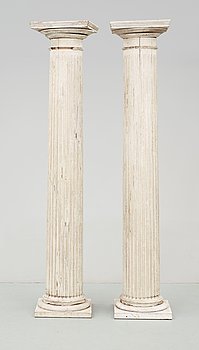 KOLONNER, ett par, 18/1900-tal. - Bukowskis