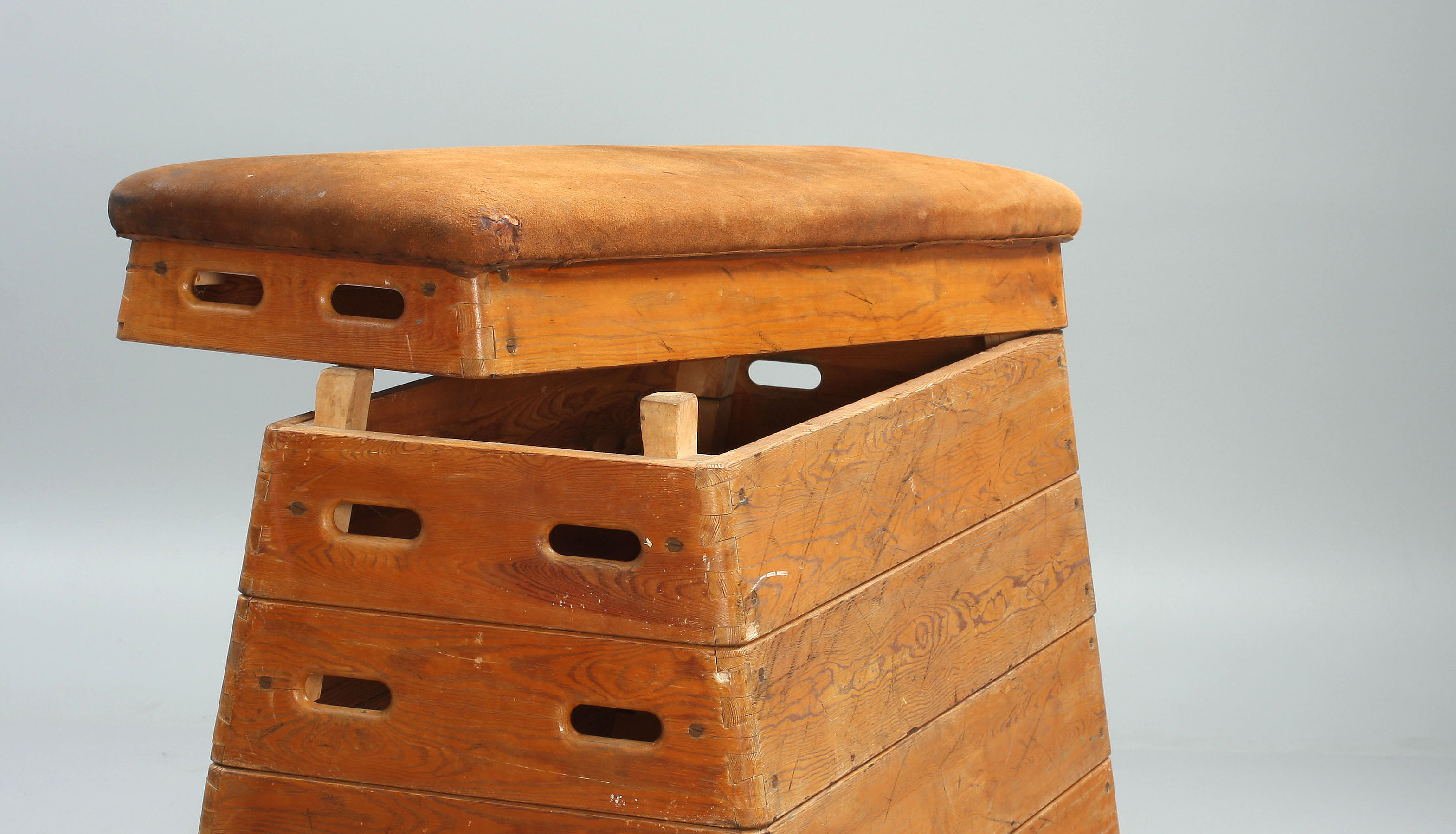 PLINT, 1900-talets första hälft. - Bukowskis