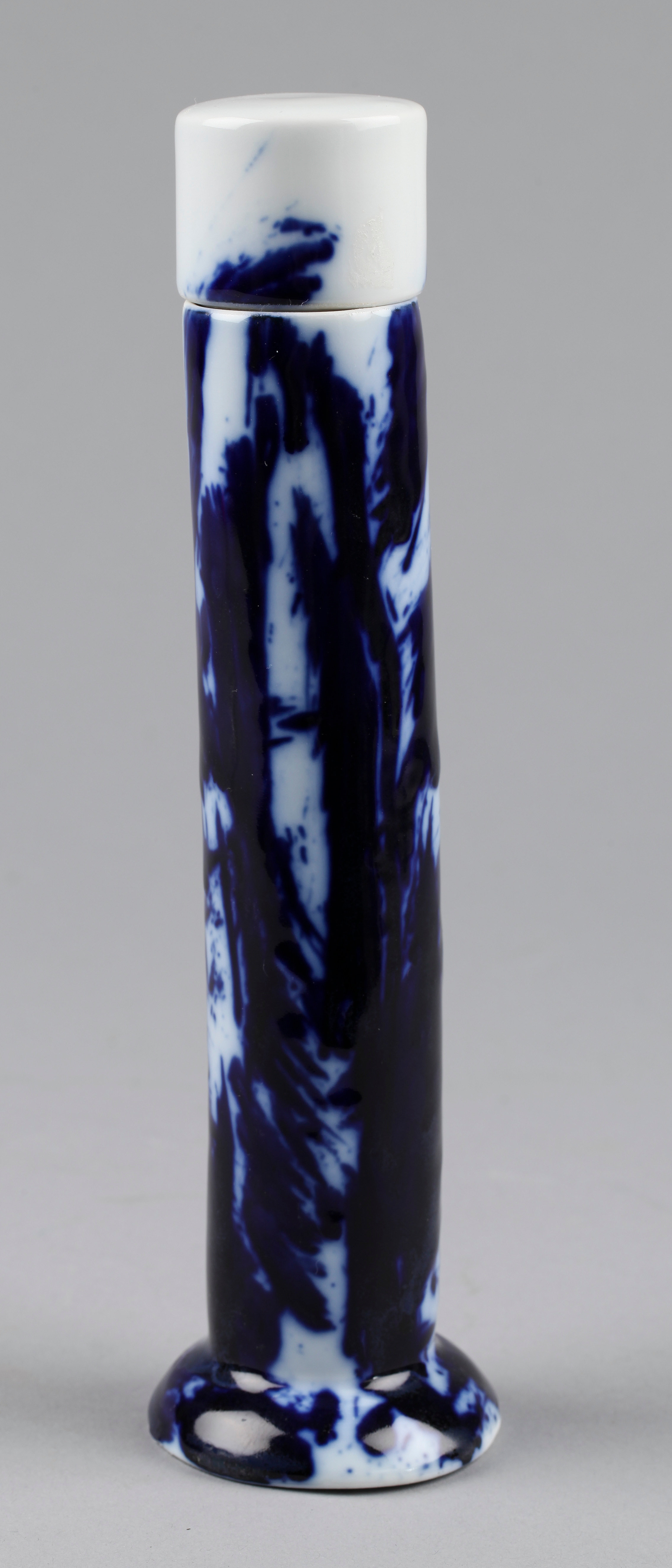 VAS med LOCK, porslin, Ivan Weiss, Royal Copenhagen. - Bukowskis