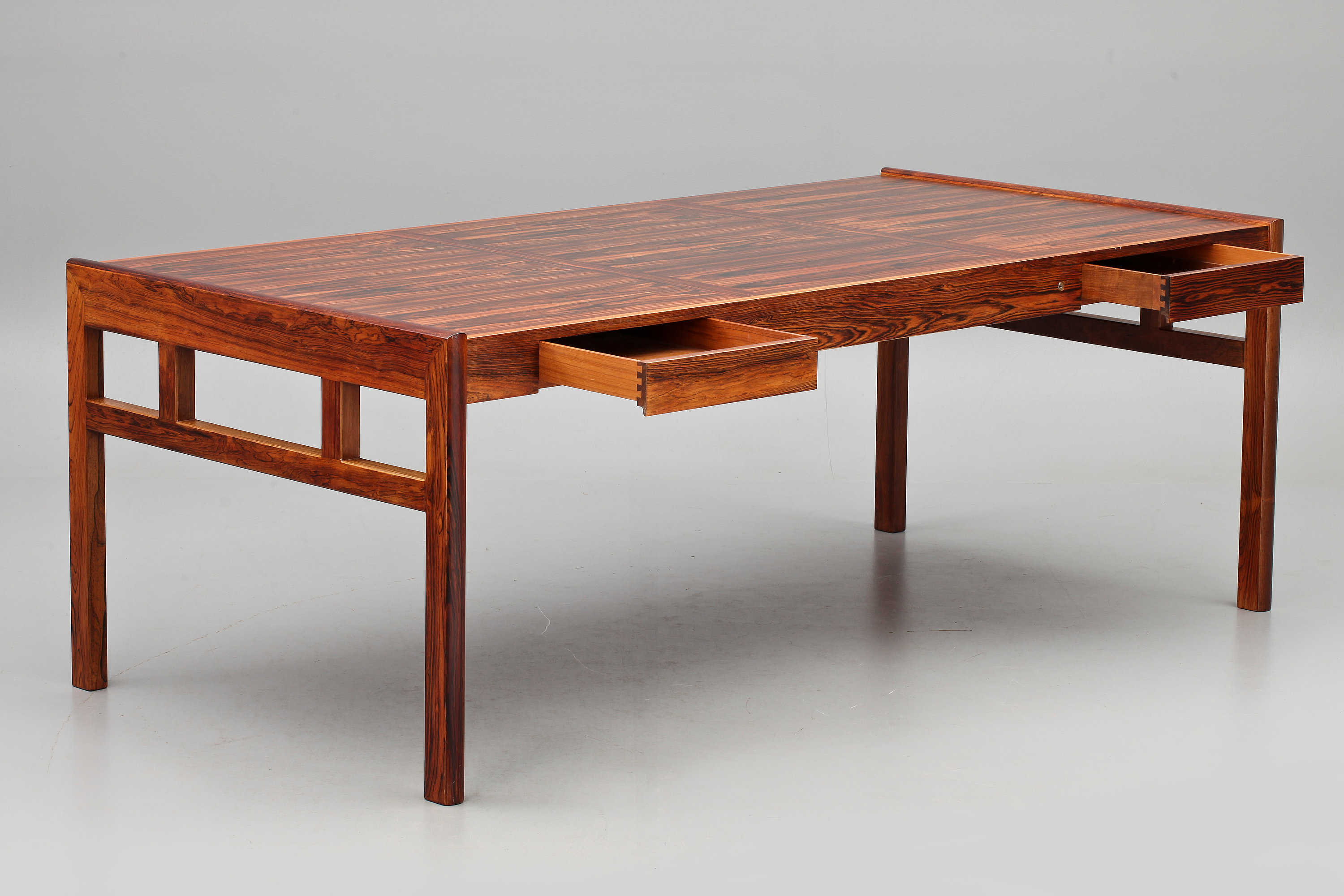 SKRIVBORD, Karl Erik Ekselius, Joc, Vetlanda, 1960/1970-tal. - Bukowskis