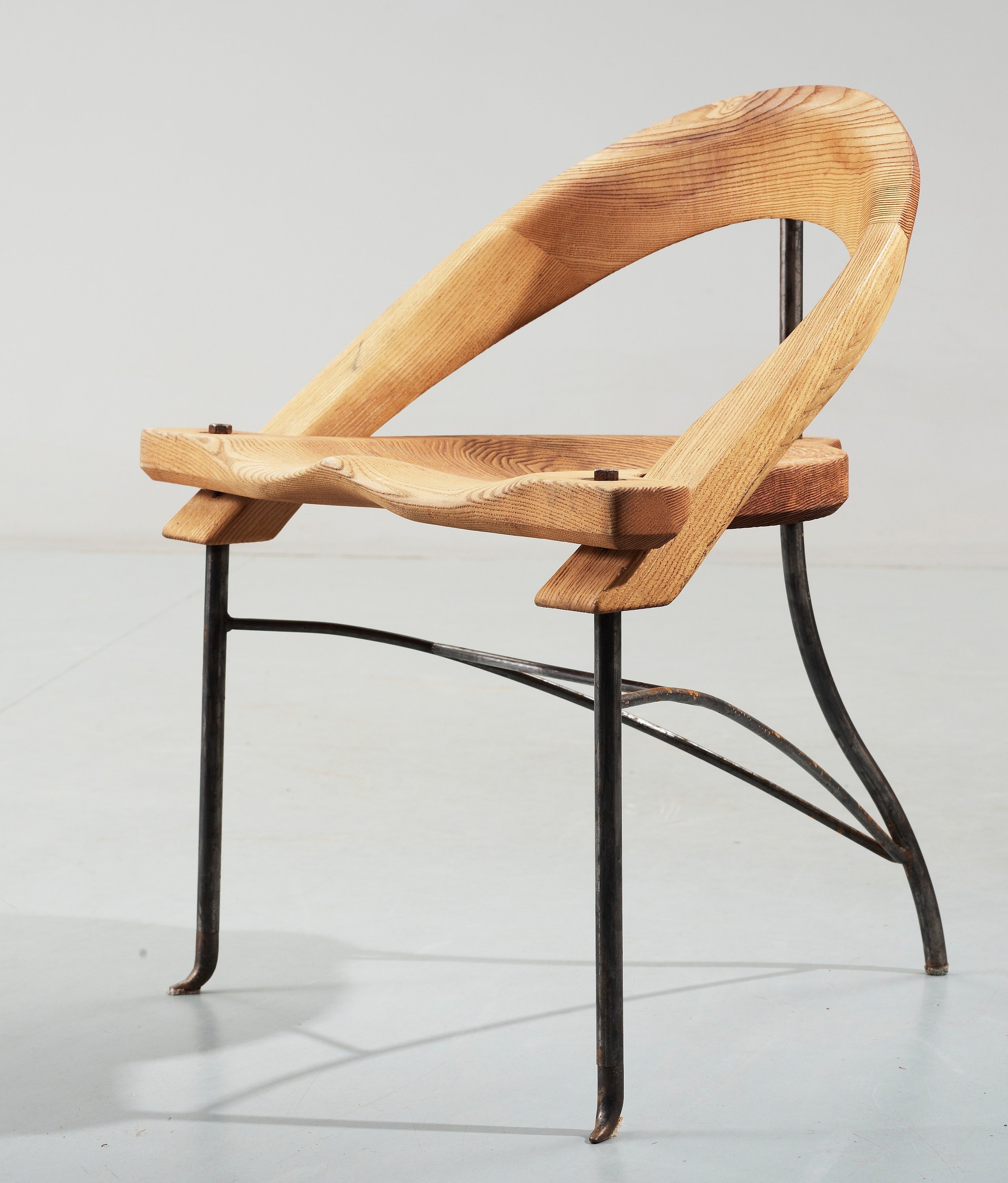 A Nigel Coates ashe chair and a bar stool, - Bukowskis