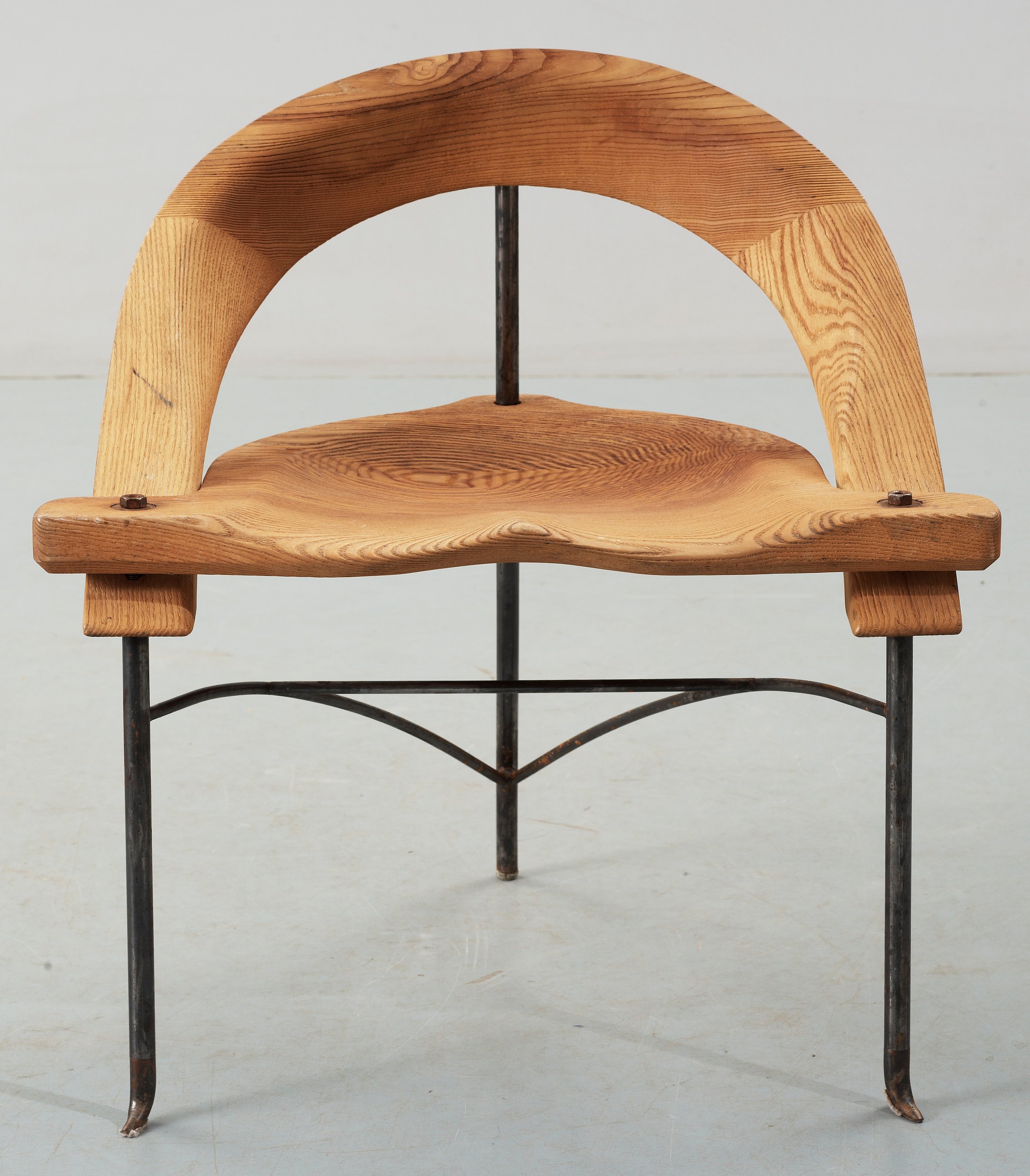 A Nigel Coates ashe chair and a bar stool, - Bukowskis