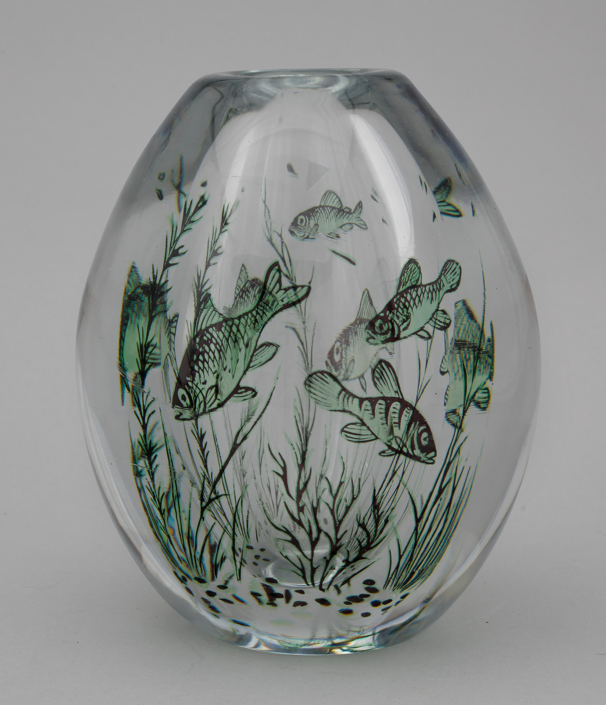 VAS, glas, fiskgraal, Edward Hald, Orrefors. 339C. - Bukowskis