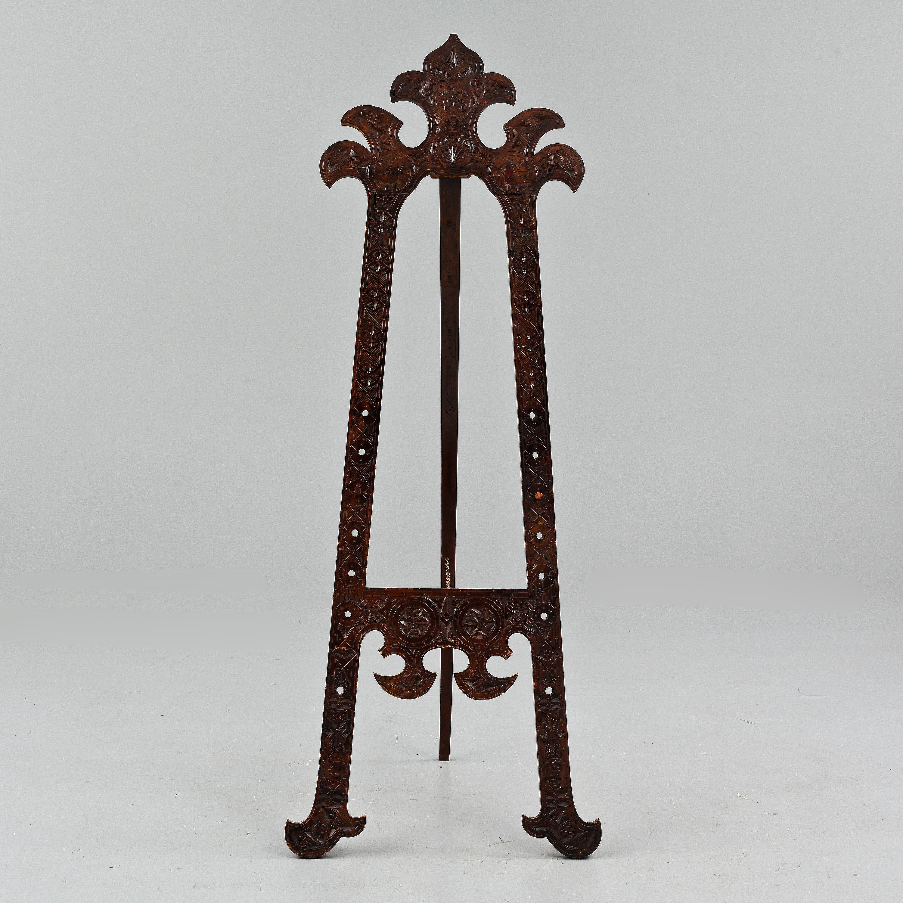 STAFFLI, fornnordisk stil, 1895. - Bukowskis