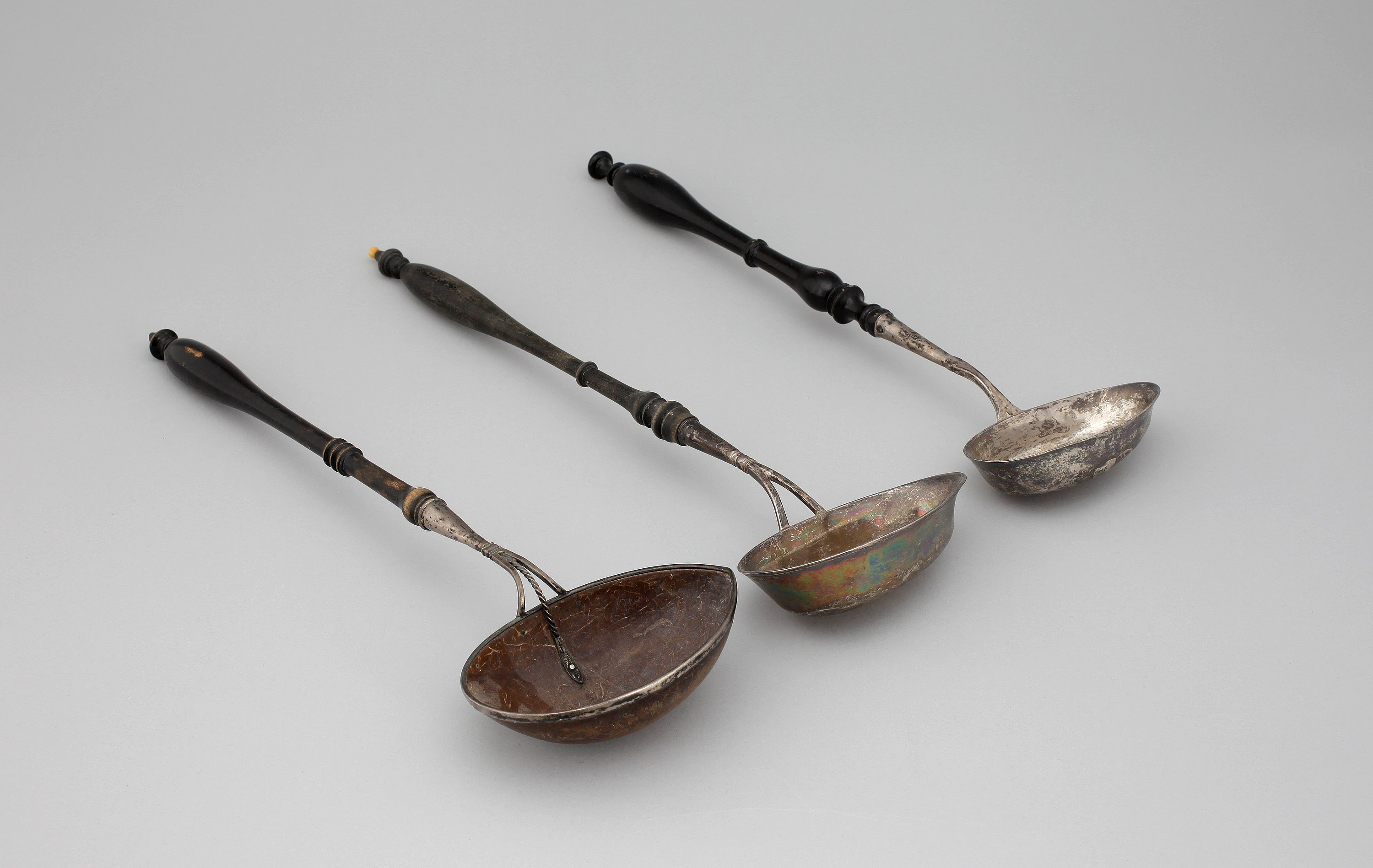 SLEVAR, 3st, silver o trä, bla Alexander Magnus Lundström, Visby (1803 ...