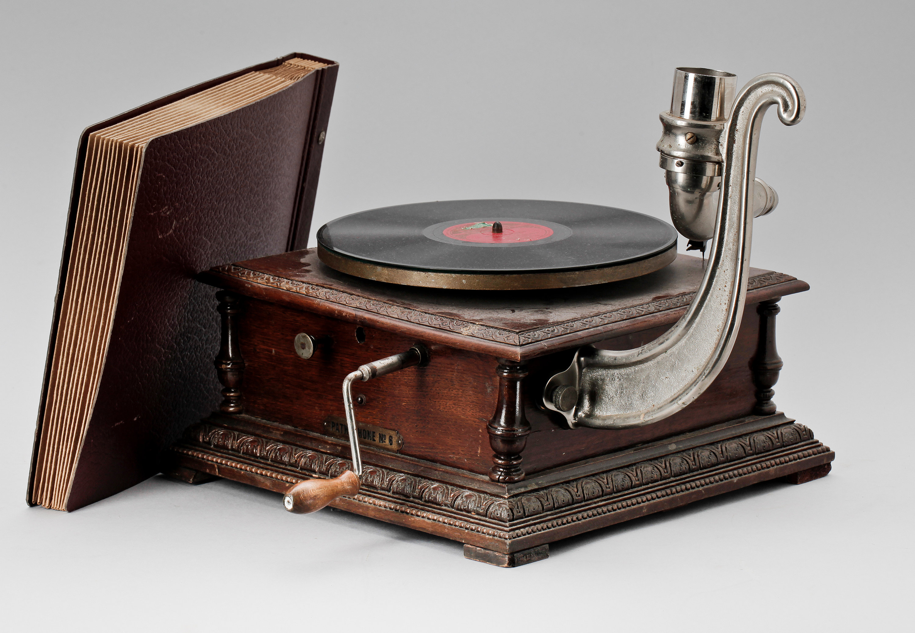 GRAMMOFON, brickmärkt Patephone, tidigt 1900-tal. - Bukowskis