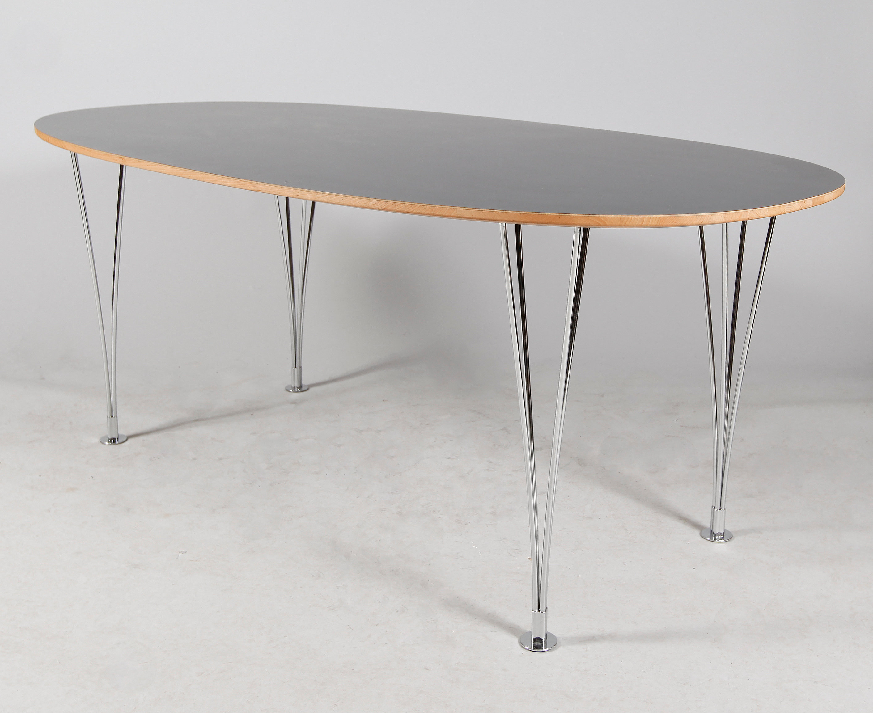 MATBORD, "Superellips", Bruno Mathsson och Piet Hein för Fritz Hansen ...