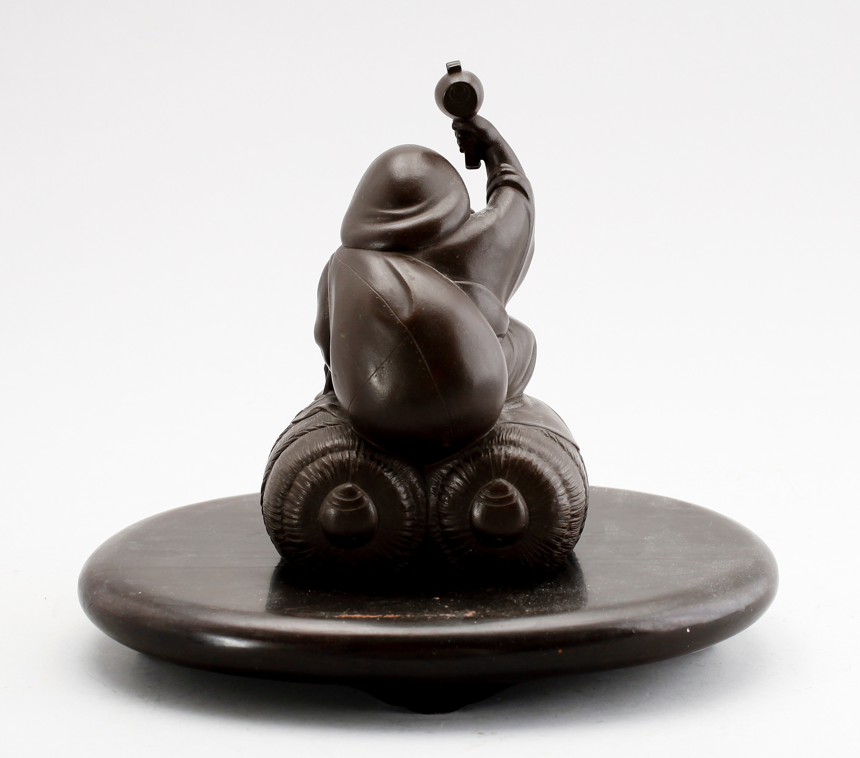 FIGUR, brons, Kina, sign, 1800-/1900-tal. - Bukowskis