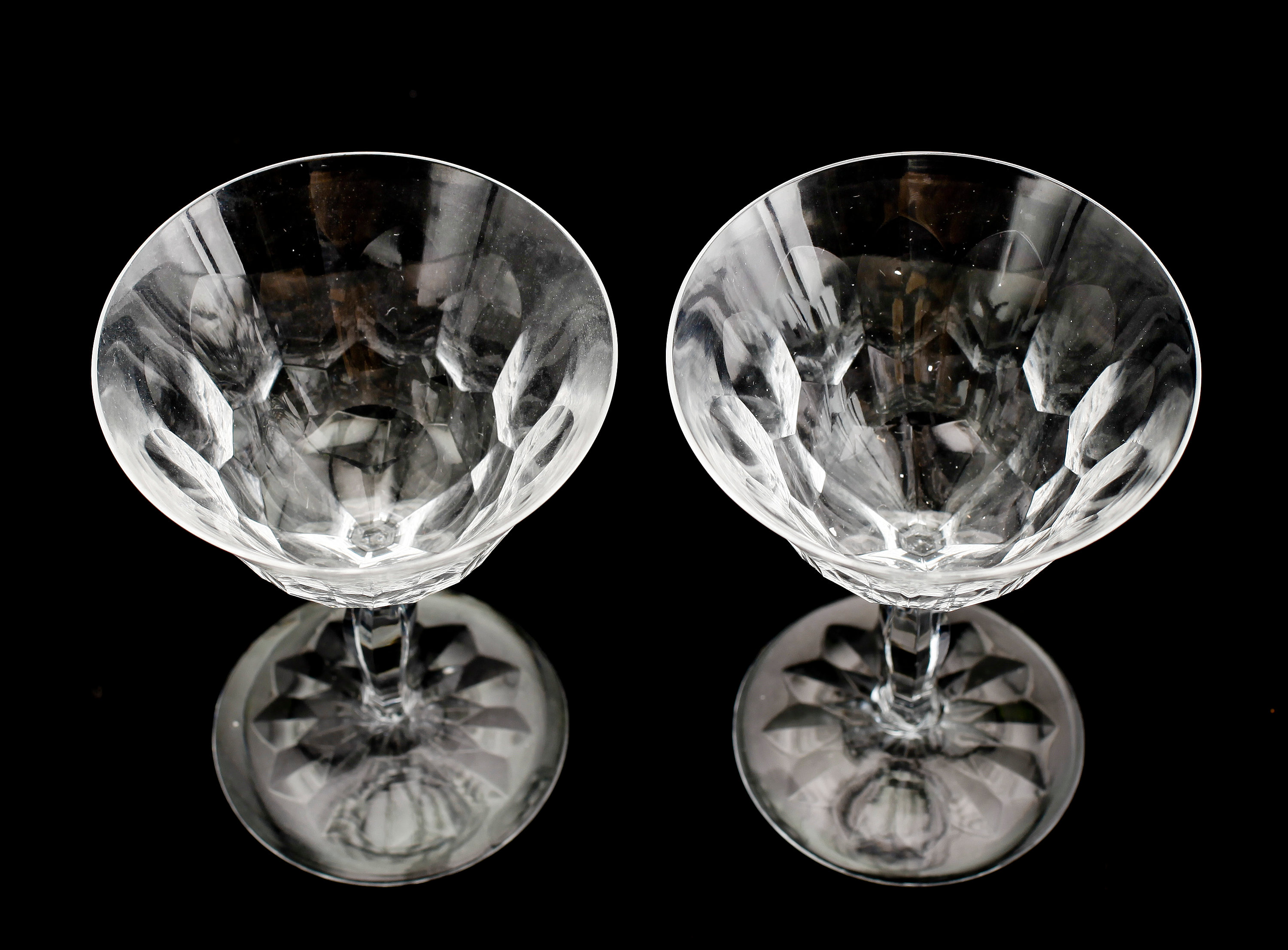 SHERRYGLAS, 18 st, "Gate", Simon Gate, Orrefors. - Bukowskis