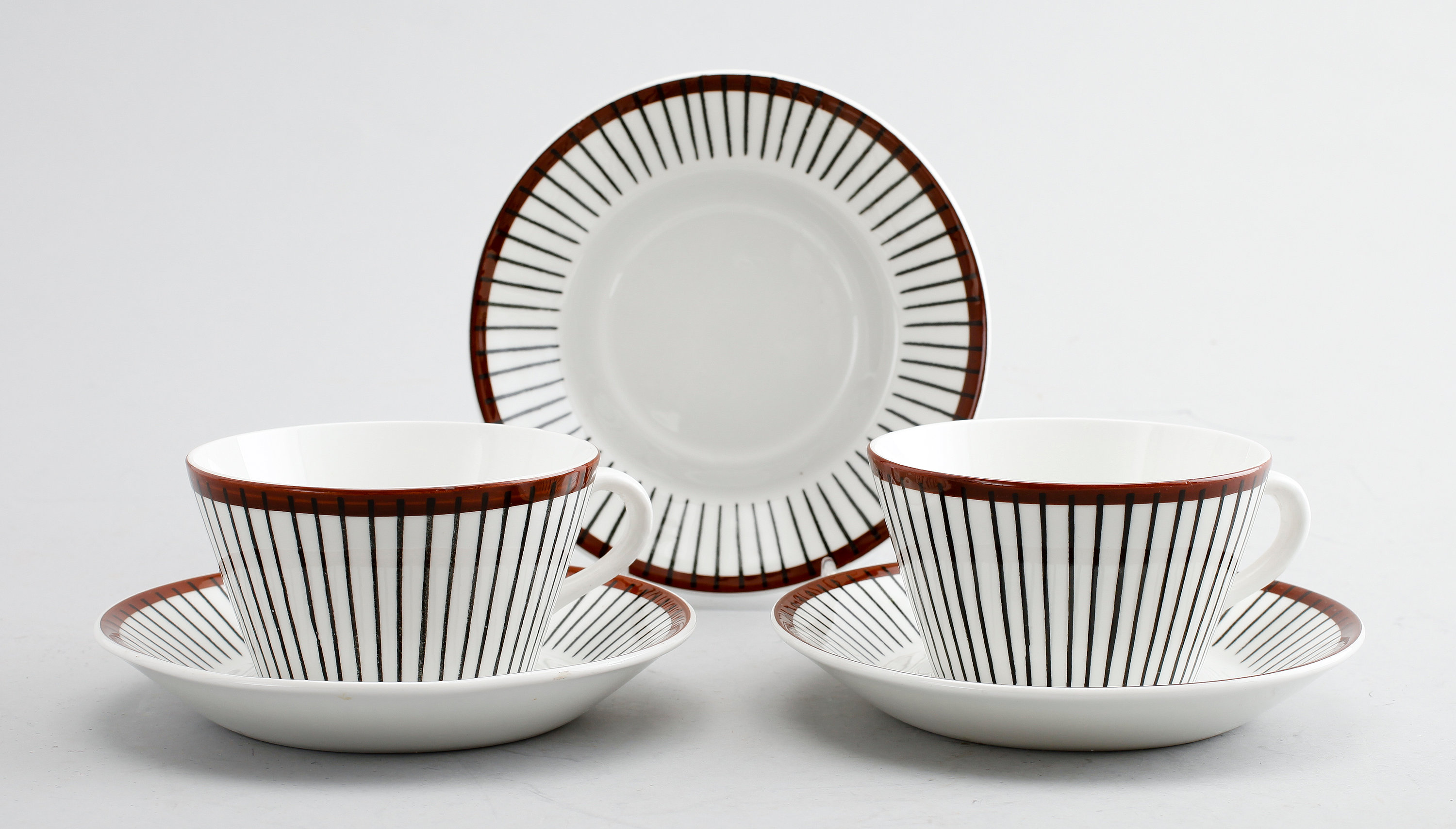 TEKOPPAR MED FAT, 8 st, porslin, "Spisa Ribb", Stig Lindberg ...