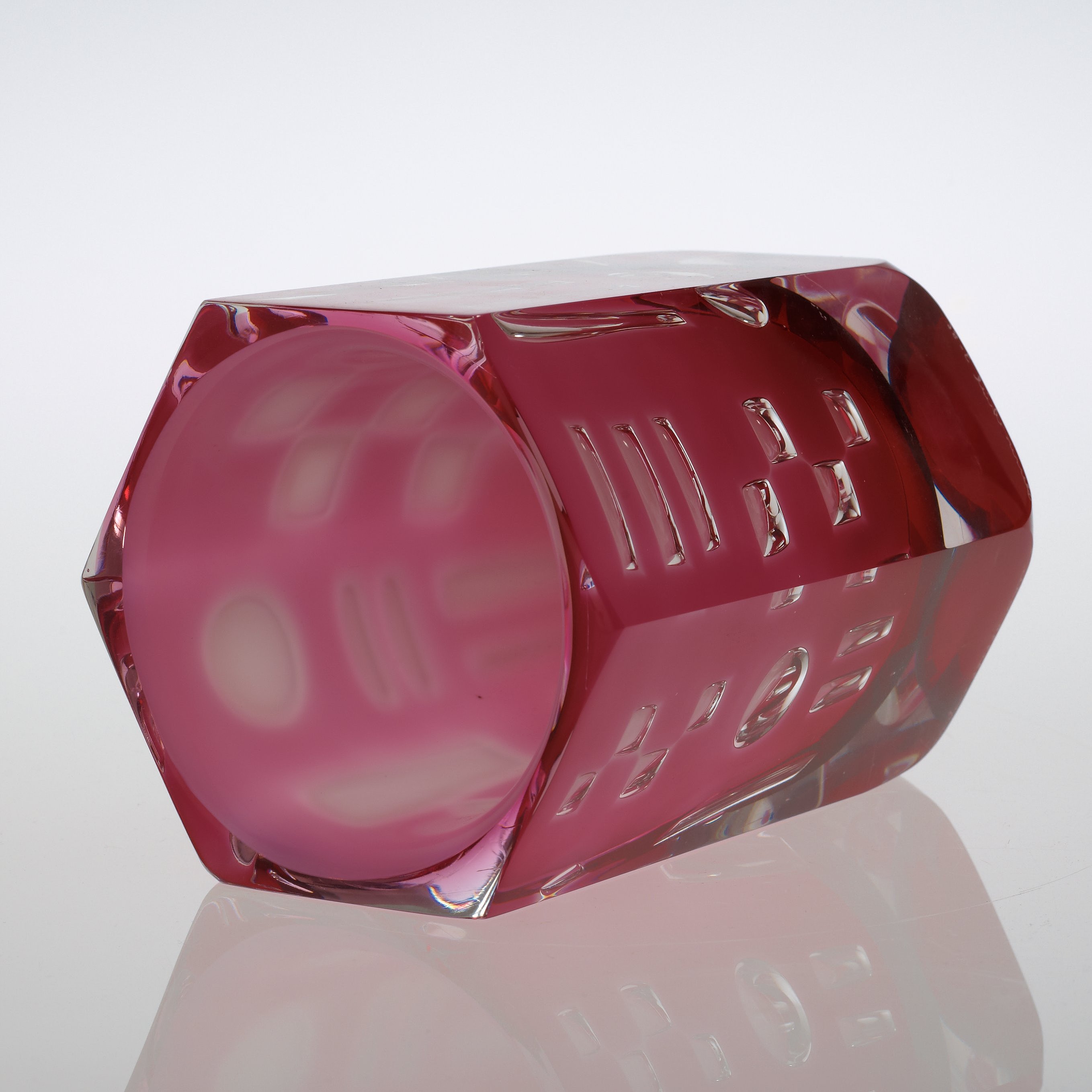 An Olle Alberius 'ariel' glass vase, Orrefors 1986. - Bukowskis