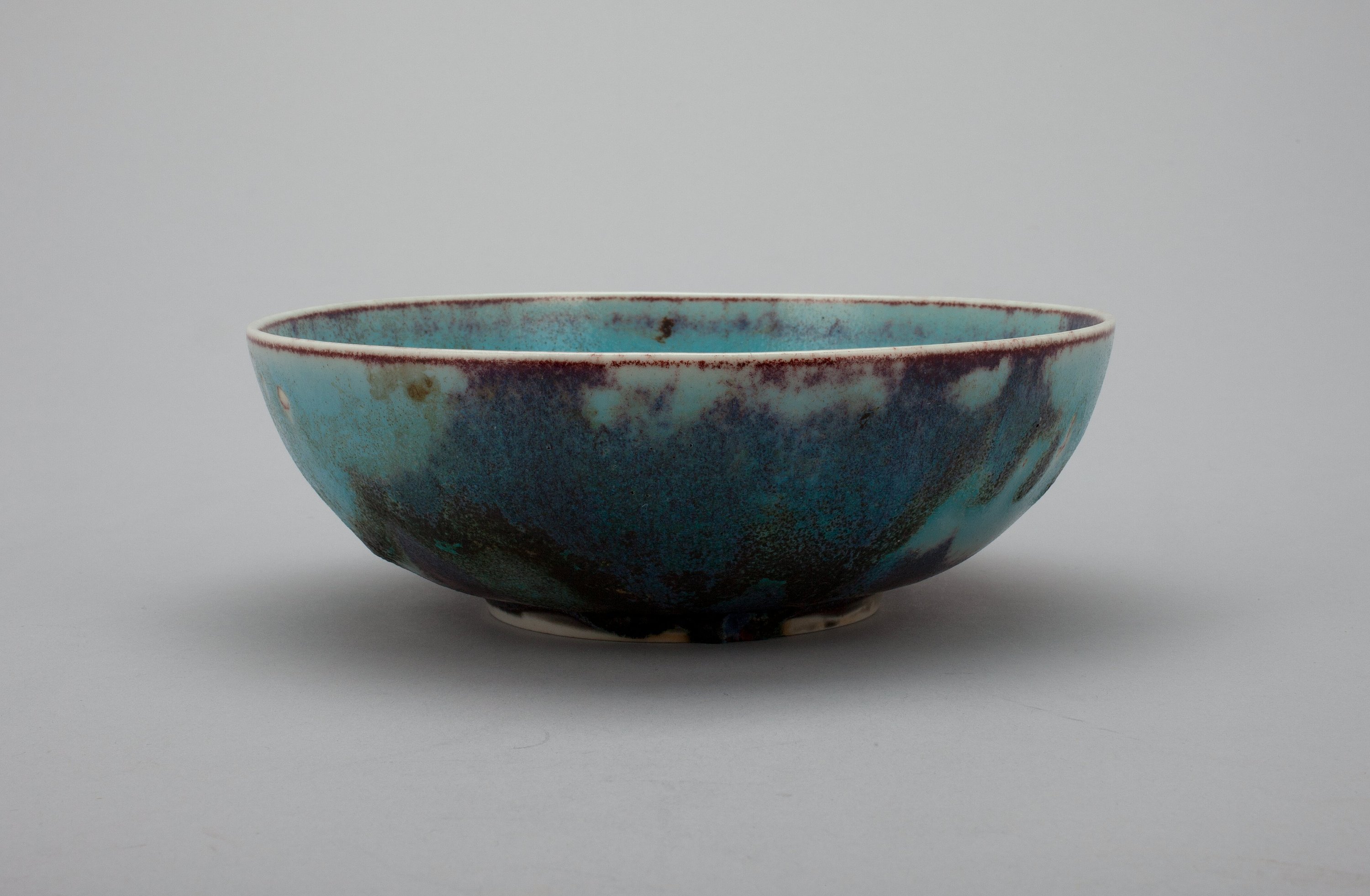 Toini Muona, A CERAMIC BOWL. - Bukowskis