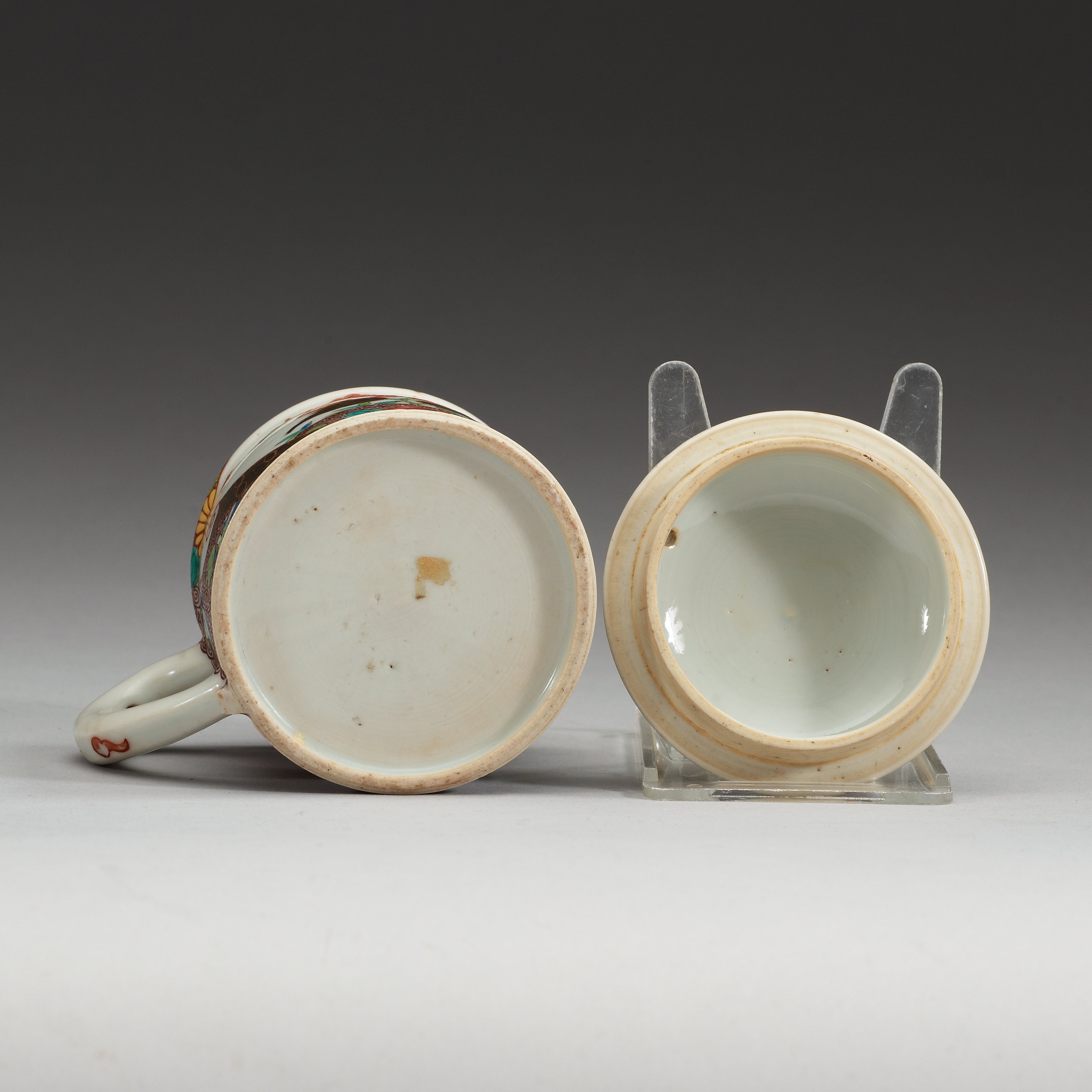 SENAPSBURK med LOCK, kompaniporslin. Qing dynastin, Qianlong (1736-95 ...