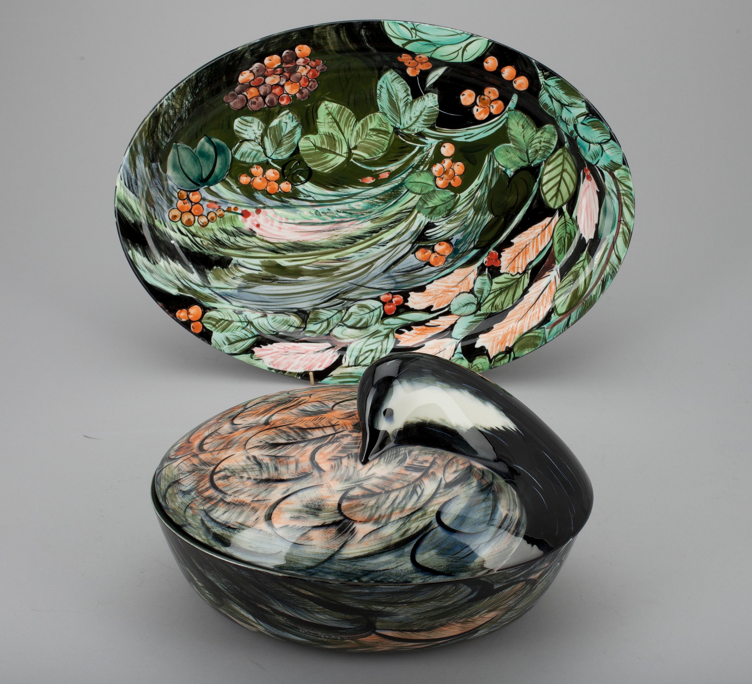 KARROTT samt SERVERINGSFAT, porslin, design Dorrit von Fieandt ...