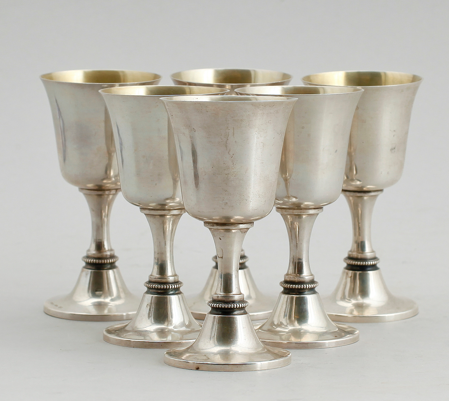 SNAPSGLAS 6 st, silver, MGAB, Uppsala 1962. Vikt ca 290 g. - Bukowskis
