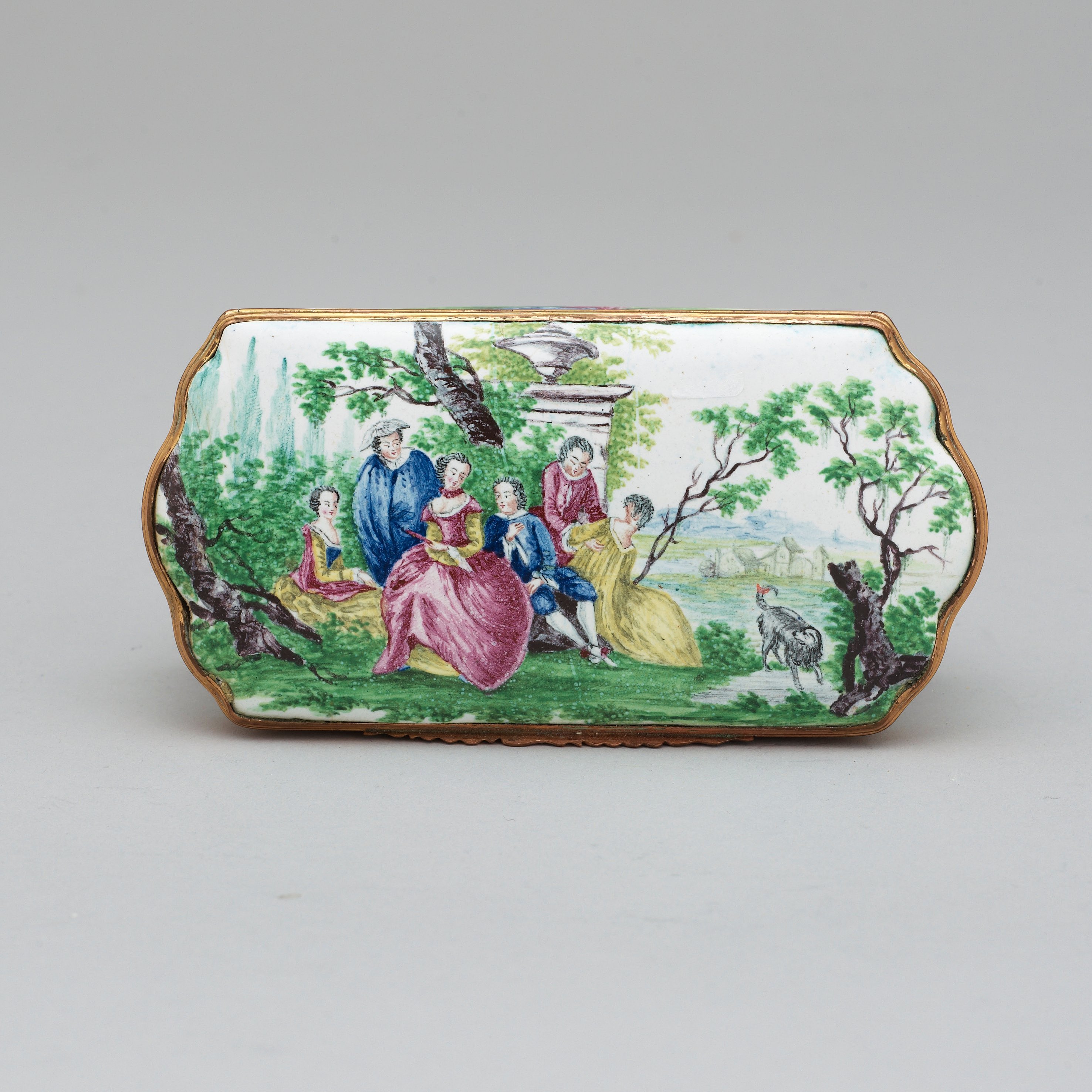 A Rococo 18th century enamelled snuff-box. - Bukowskis