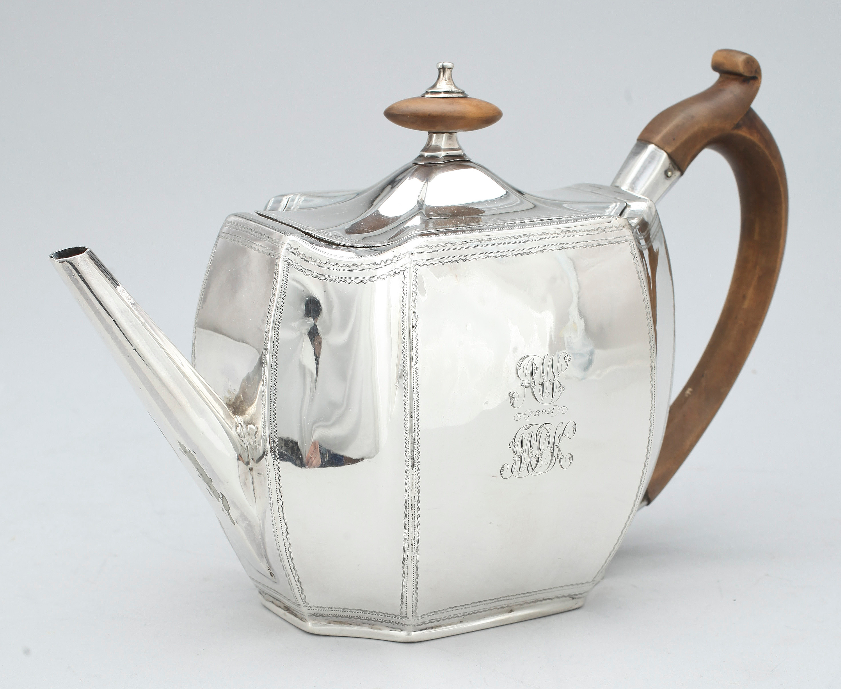TEKANNA, silver, William Abdy, London 1798. Vikt ca 490 gram. - Bukowskis